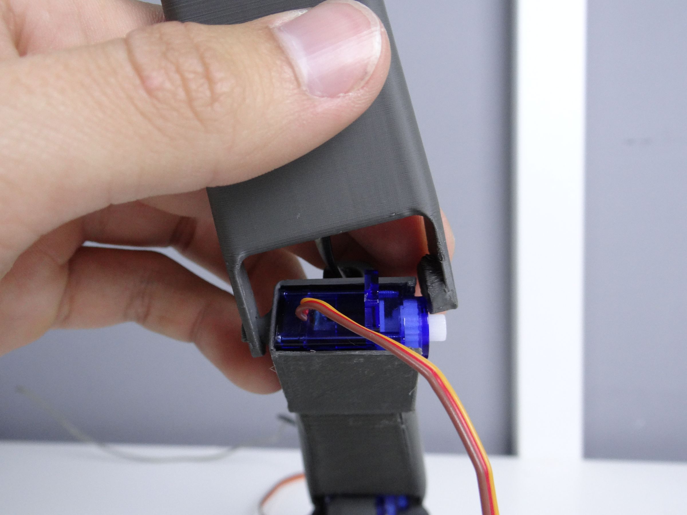 Bluetooth Voice Controlled Moving Lamp : 16 Steps (with Pictures ...