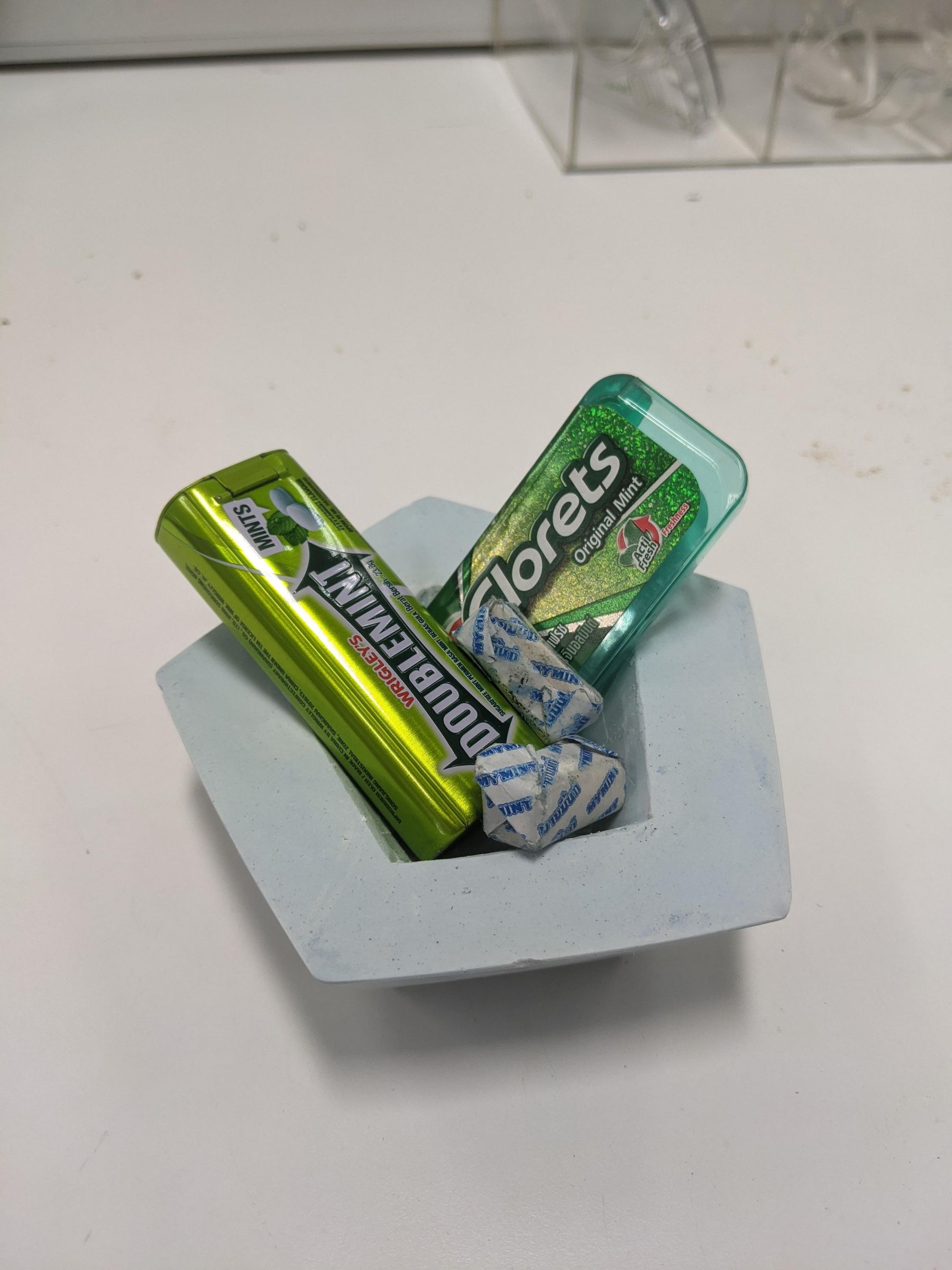 Plaster Candy Bowl : 6 Steps - Instructables