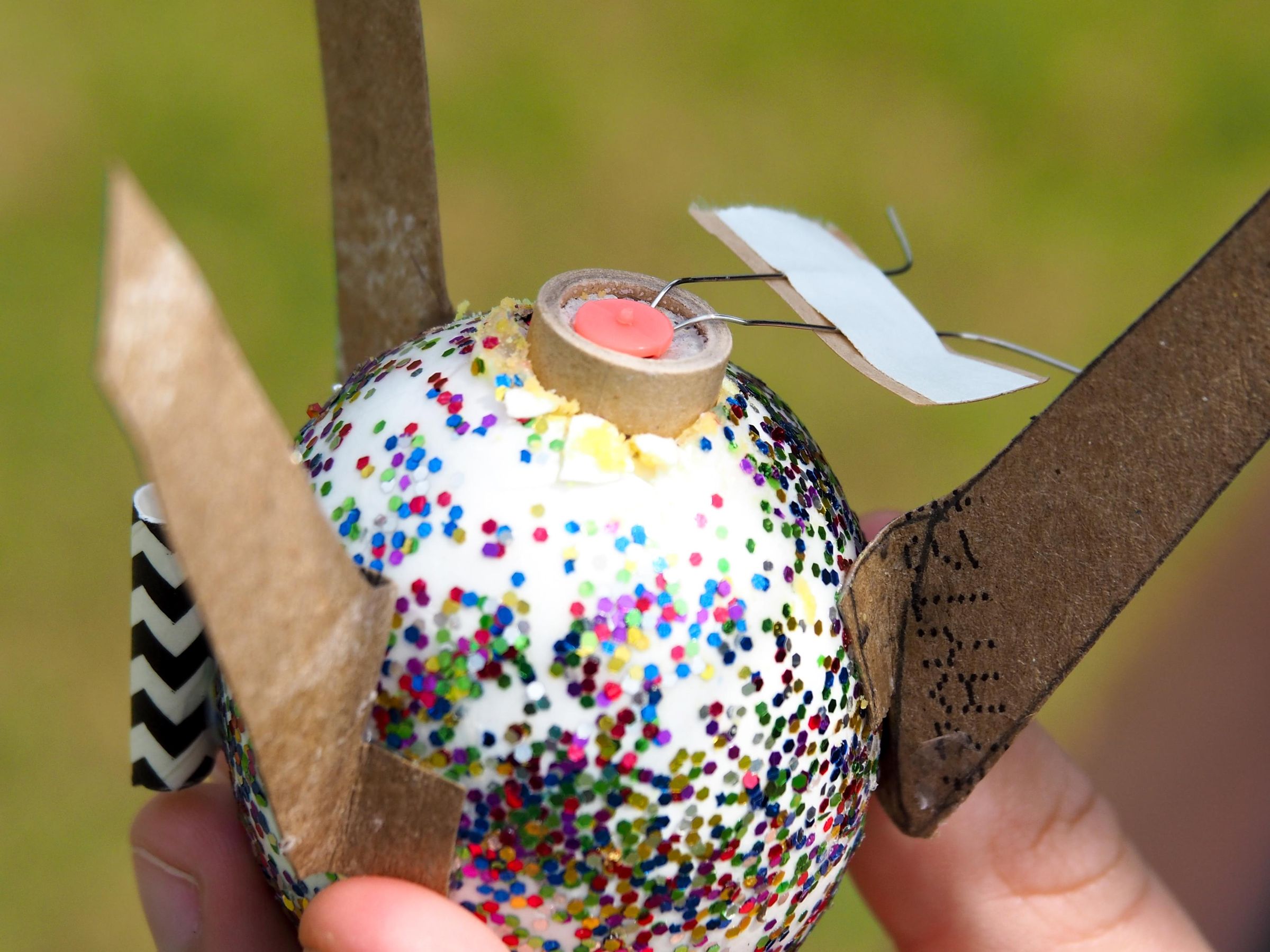 Eggs Up- How to Make and Launch a Rocket Egg : 8 Steps - Instructables