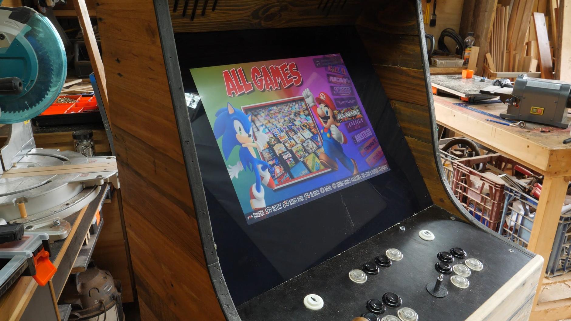 Arcade Machine for the Lounge Room - From a Pile of Old Pallets : 16 ...