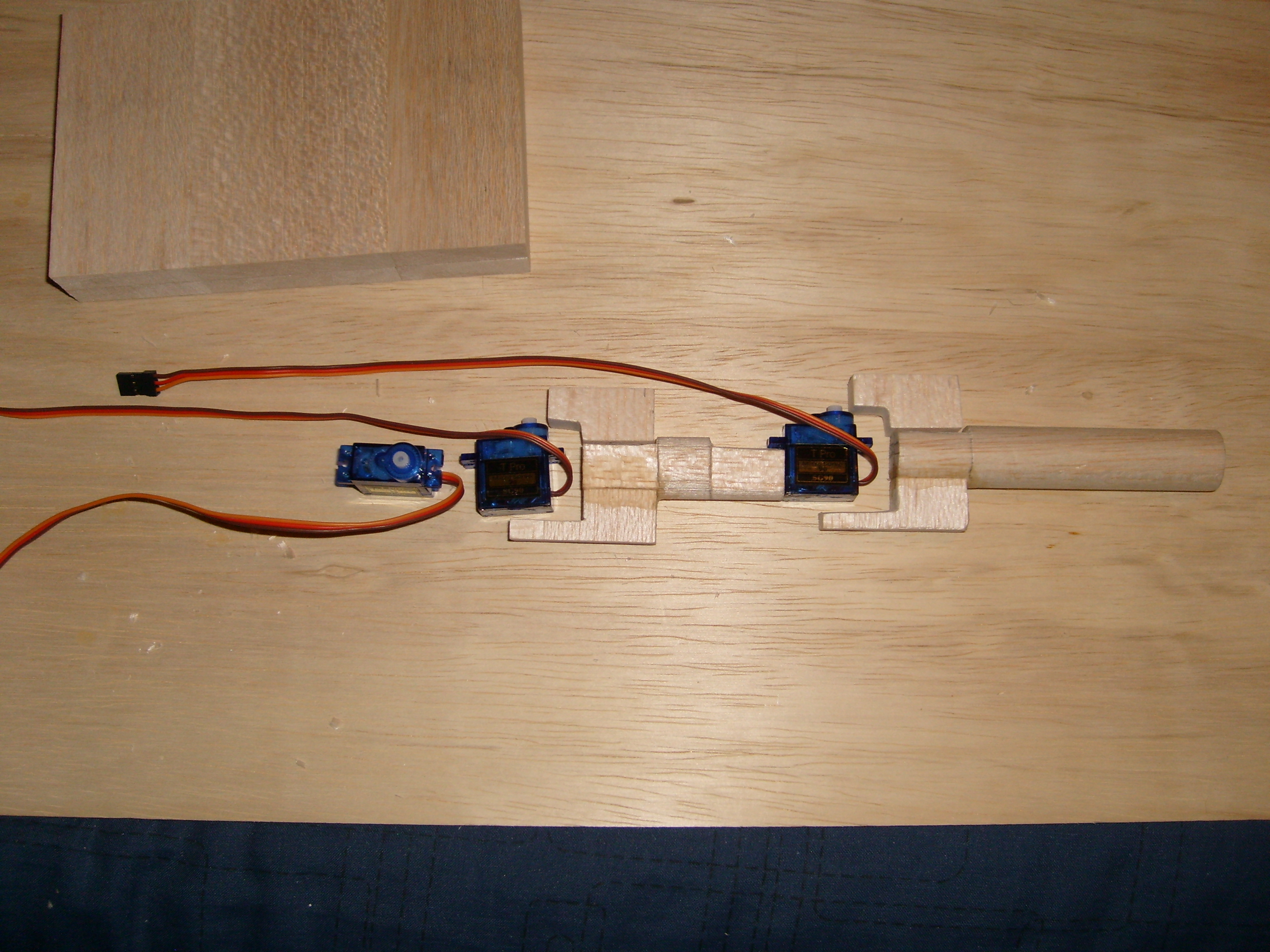 Arduino Based Four Legged Robot : 6 Steps (with Pictures) - Instructables