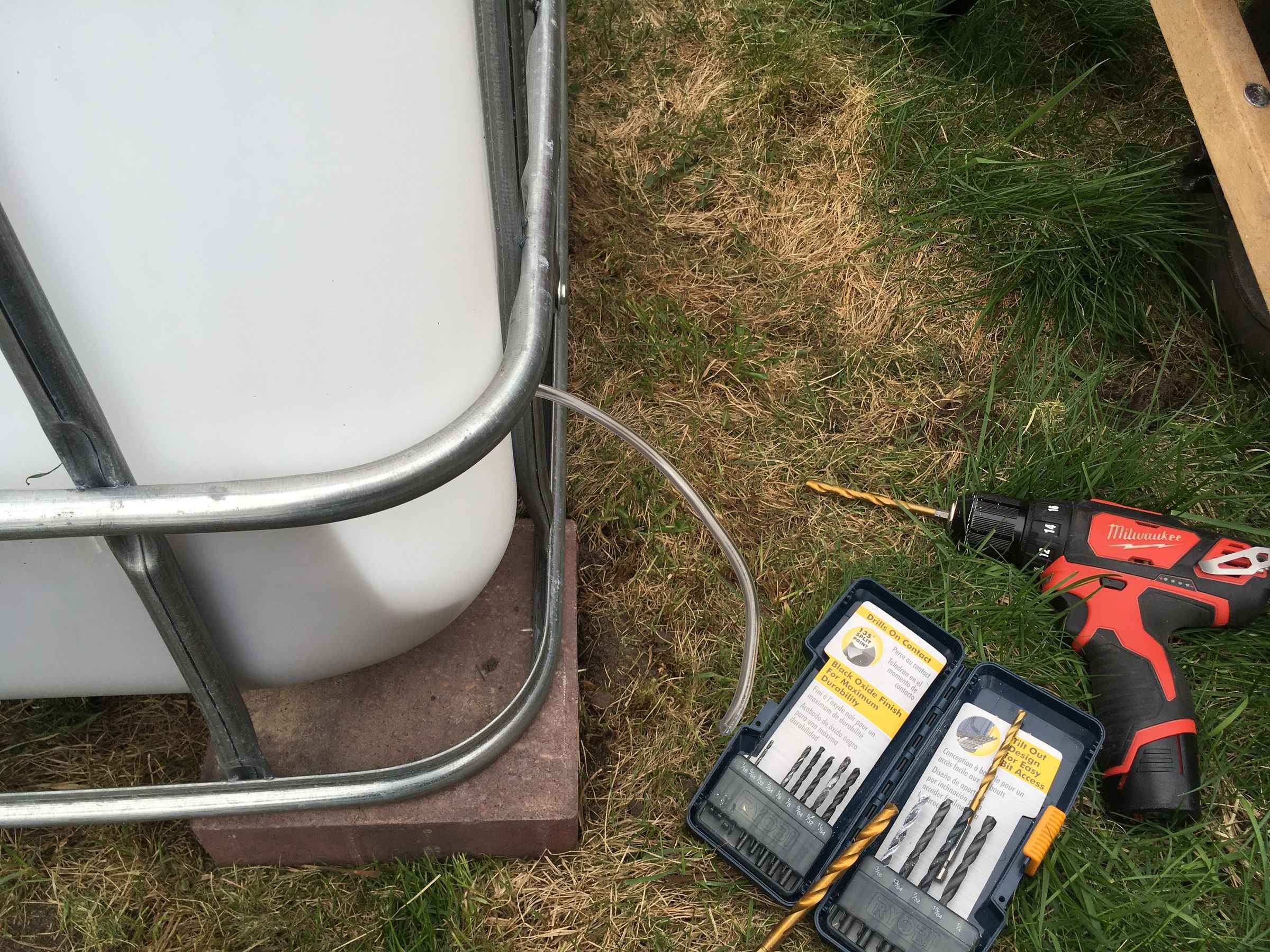Sub-Irrigated Planter From Reclaimed IBC Water Tank : 9 Steps (with ...