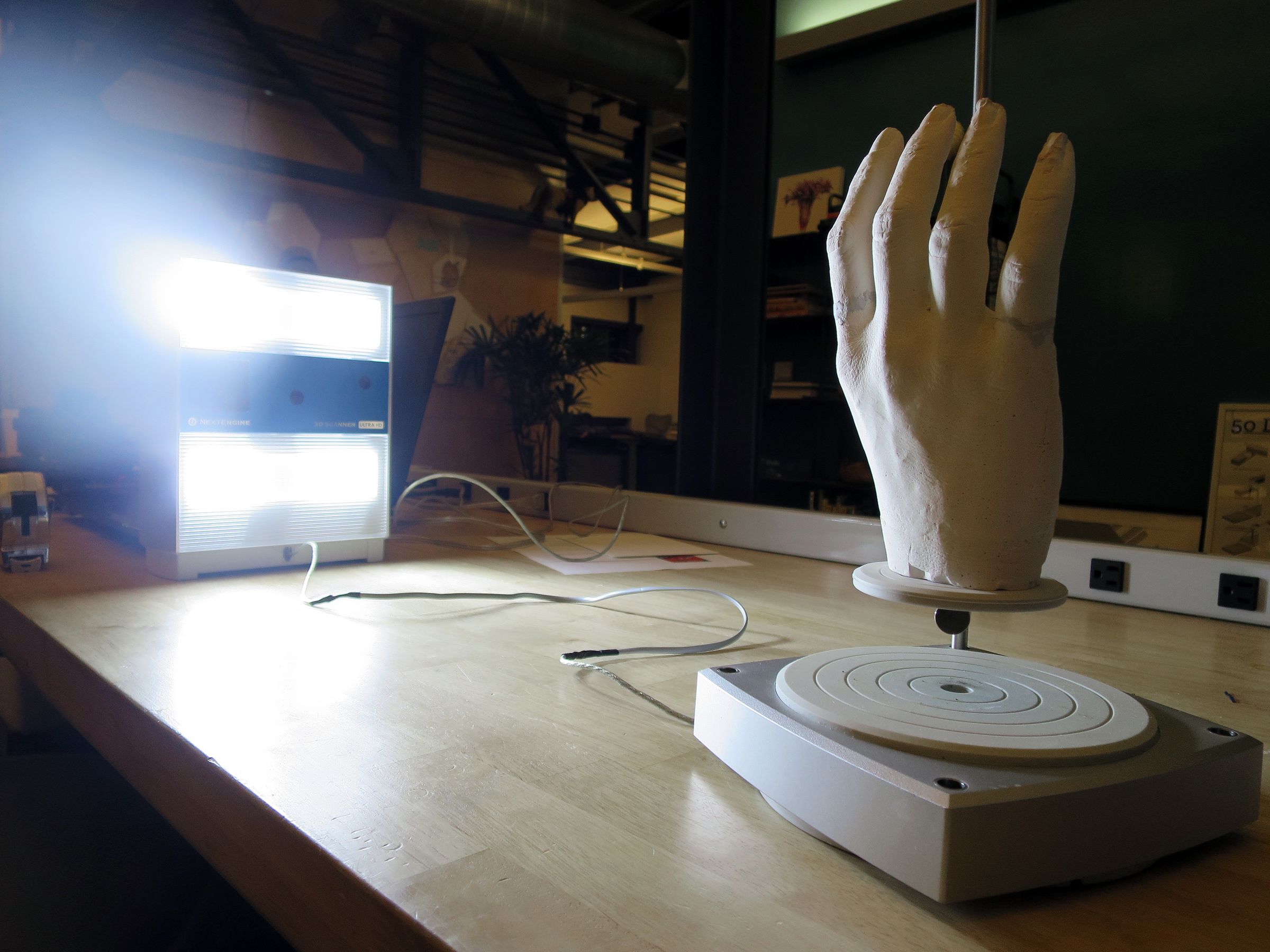3D Scanning My Hand and Printing the Perfect Glove Mannequin : 8 Steps ...