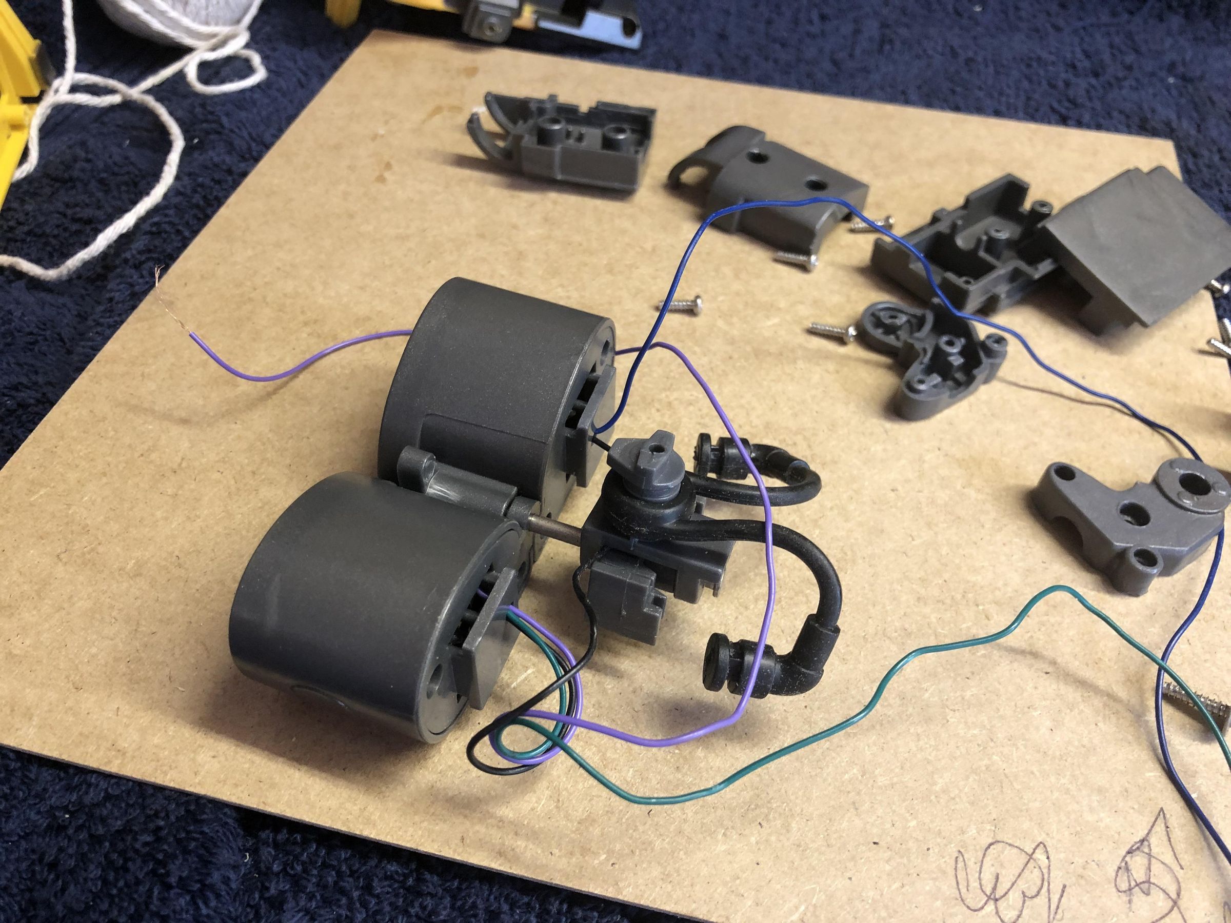 Wall-E Robot Arduino EasyVR3 (Updated) New Video With Voice Commands ...