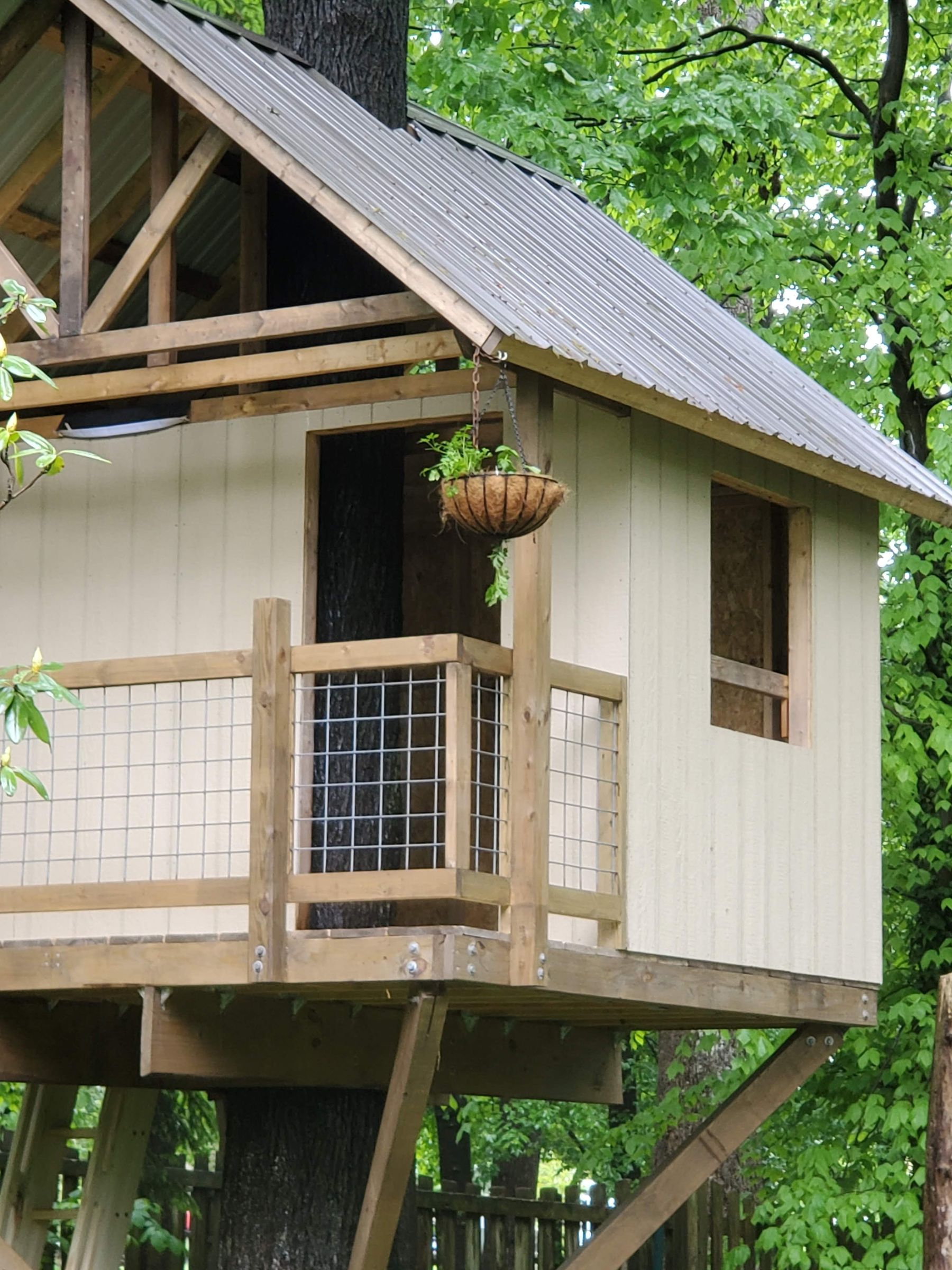 Building a Treehouse : 8 Steps (with Pictures) - Instructables