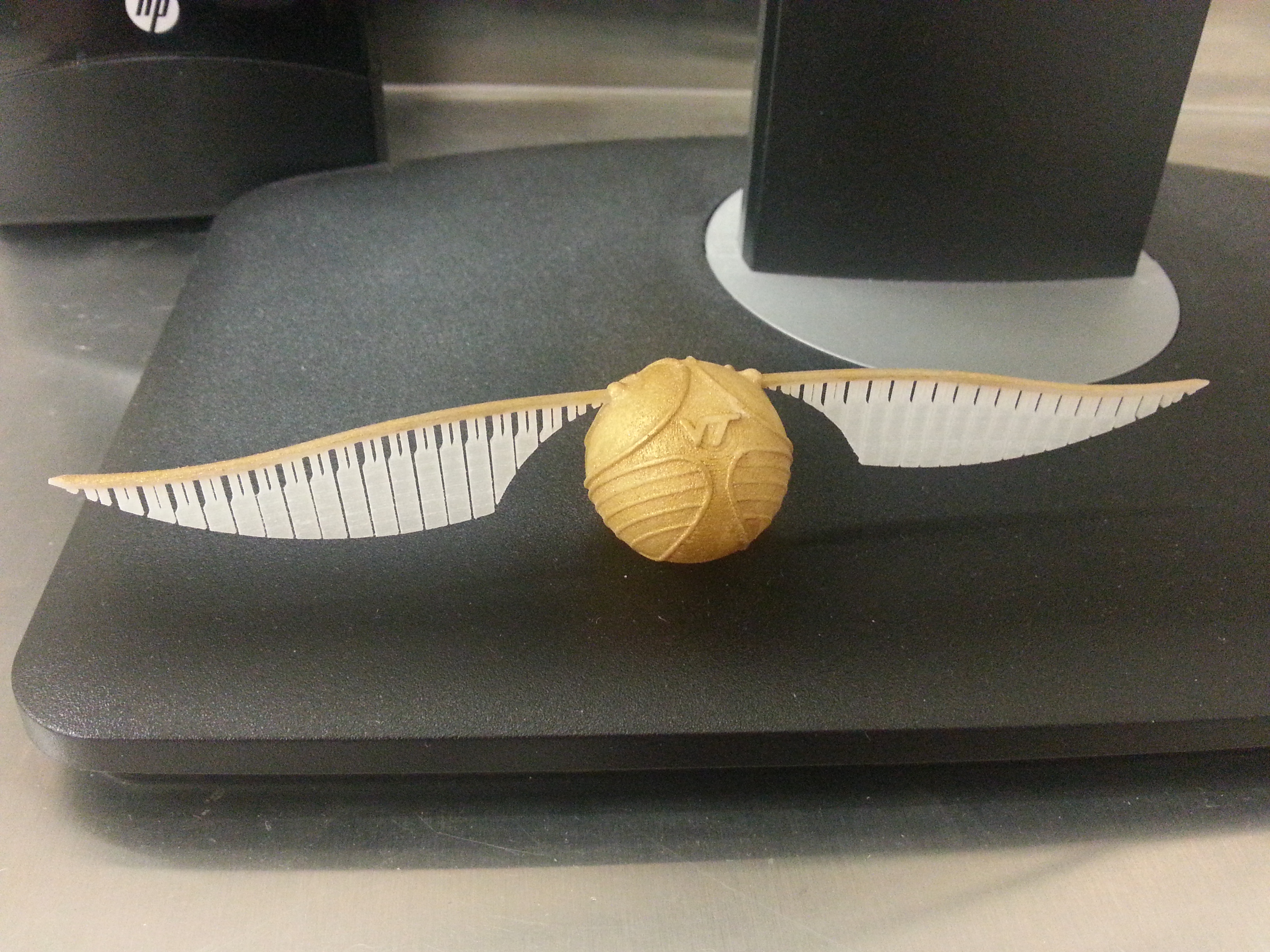 3D Printed Golden Snitch : 4 Steps (with Pictures) - Instructables