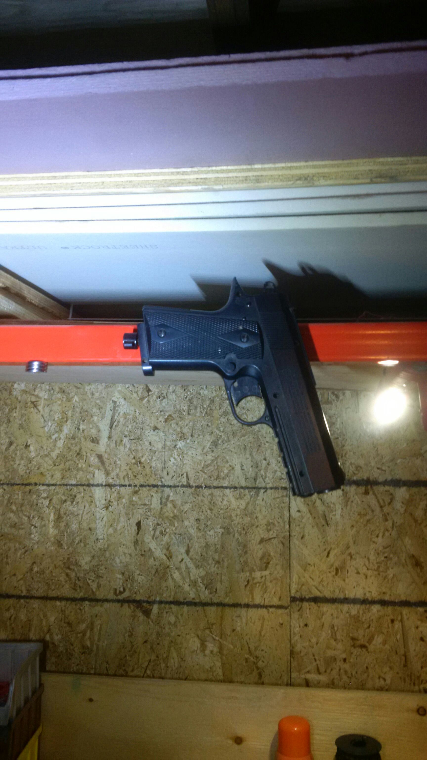 Useful Overhead Workbench Rail : 4 Steps - Instructables