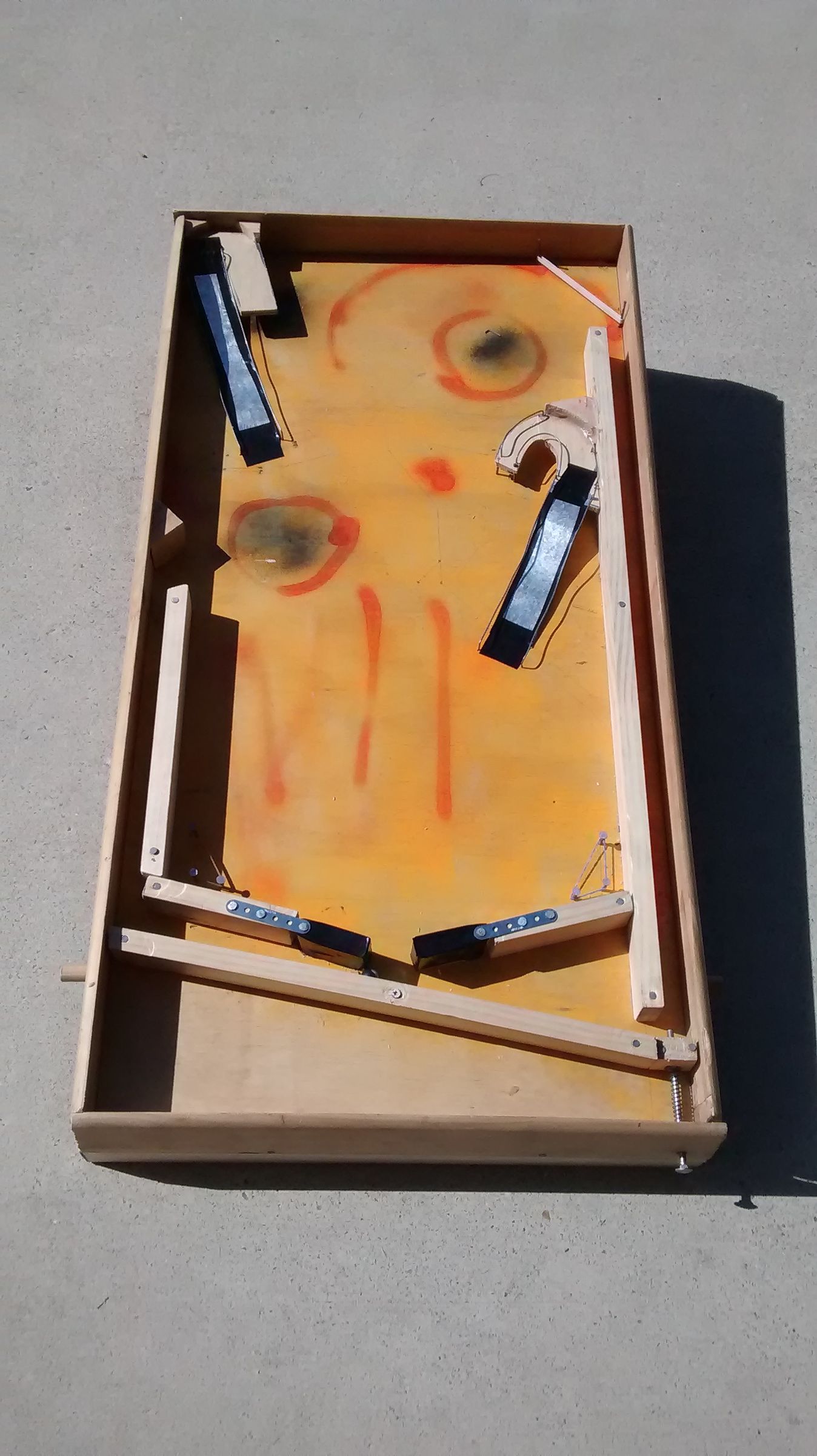 Homemade Pinball Machine : 7 Steps - Instructables