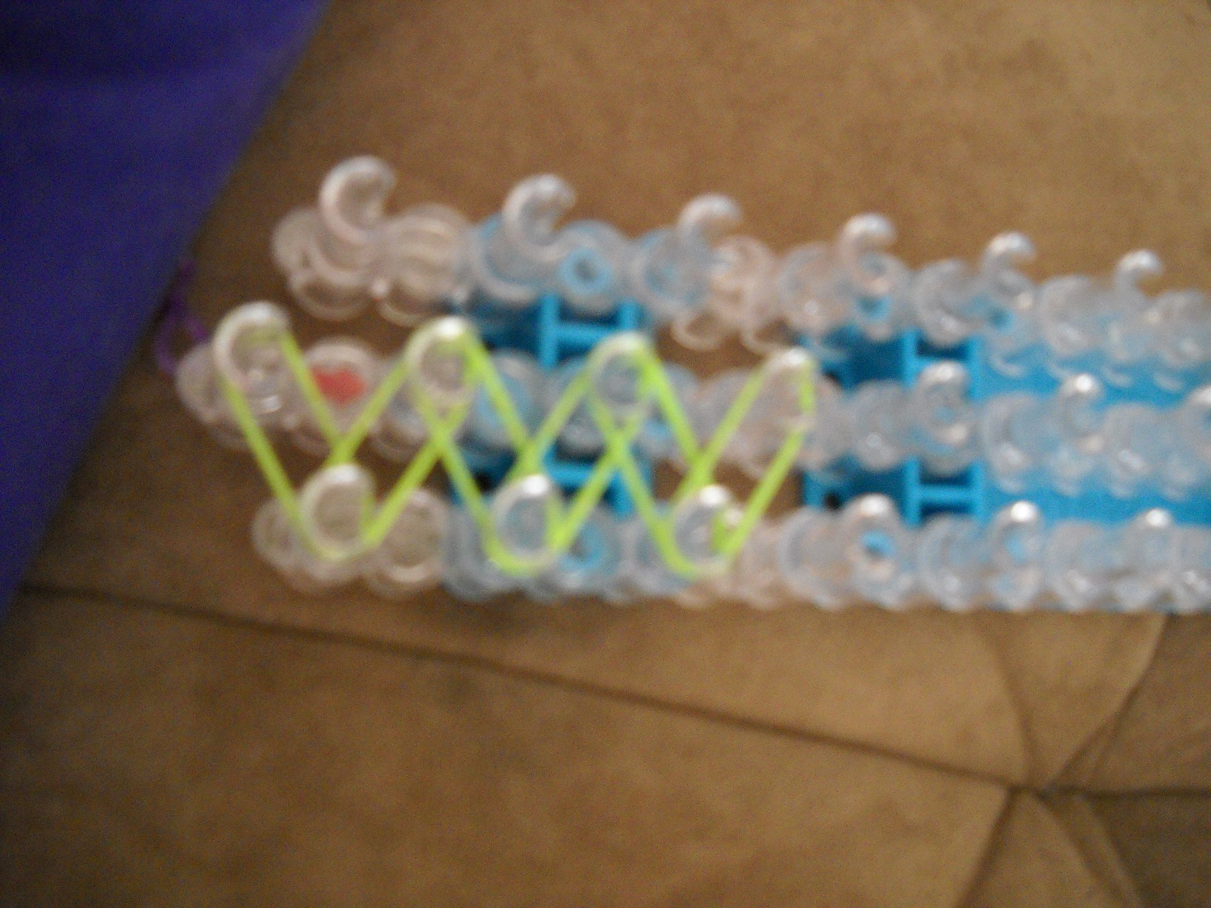 Rainbow Loom Heart Bracelet : 7 Steps - Instructables