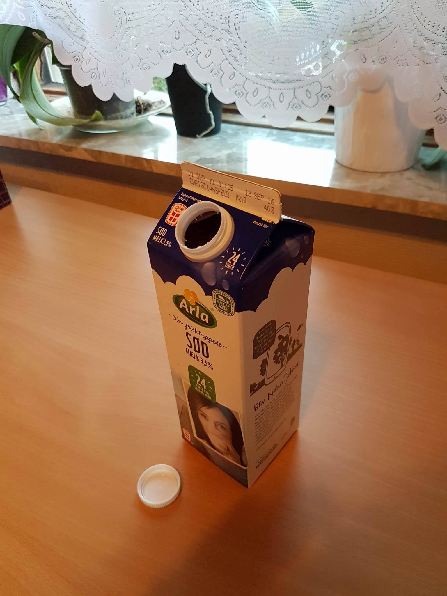 Folding a Cardboard Milk Container : 3 Steps (with Pictures ...