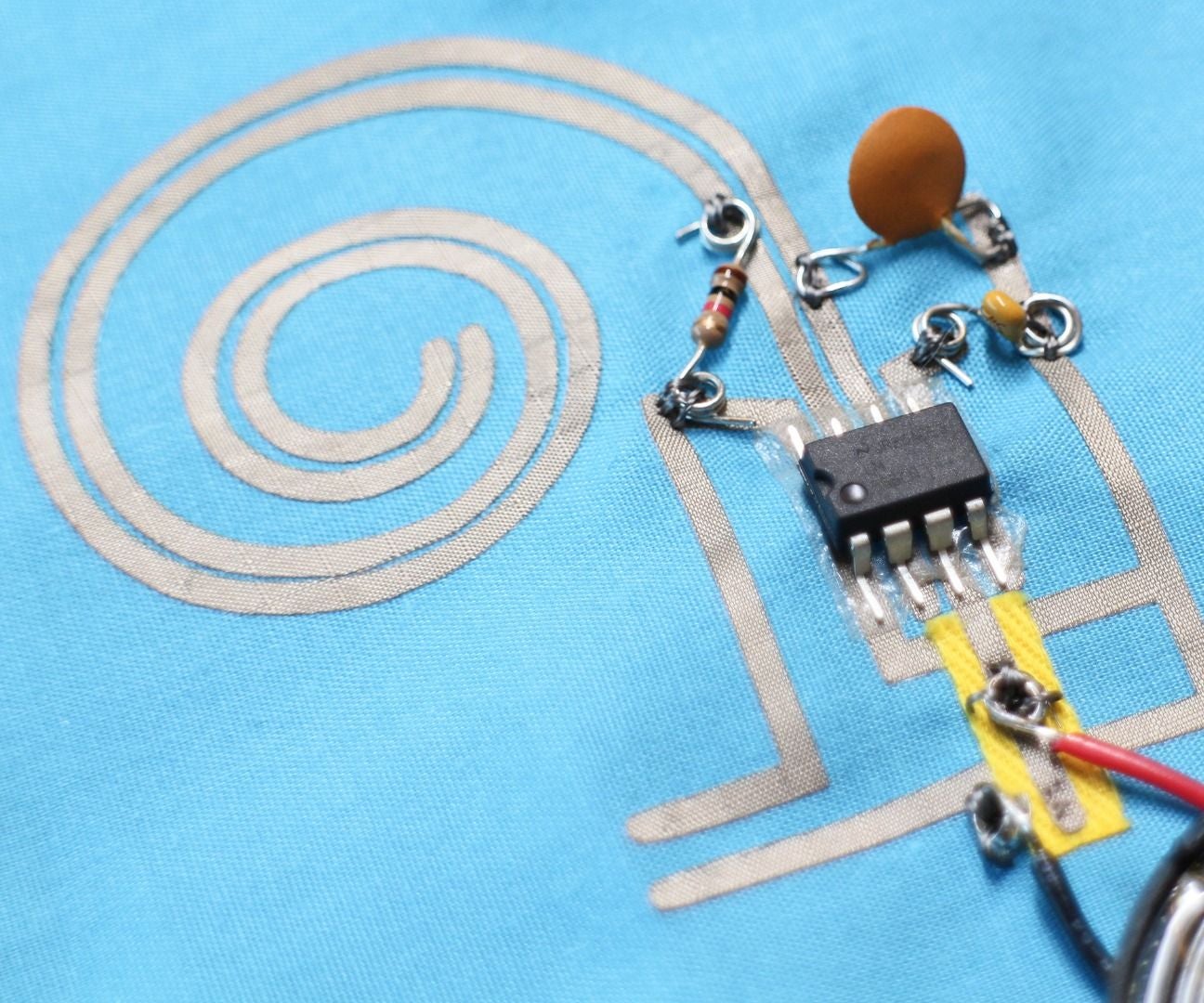 How to Work With Conductive Fabric : 19 Steps (with Pictures ...