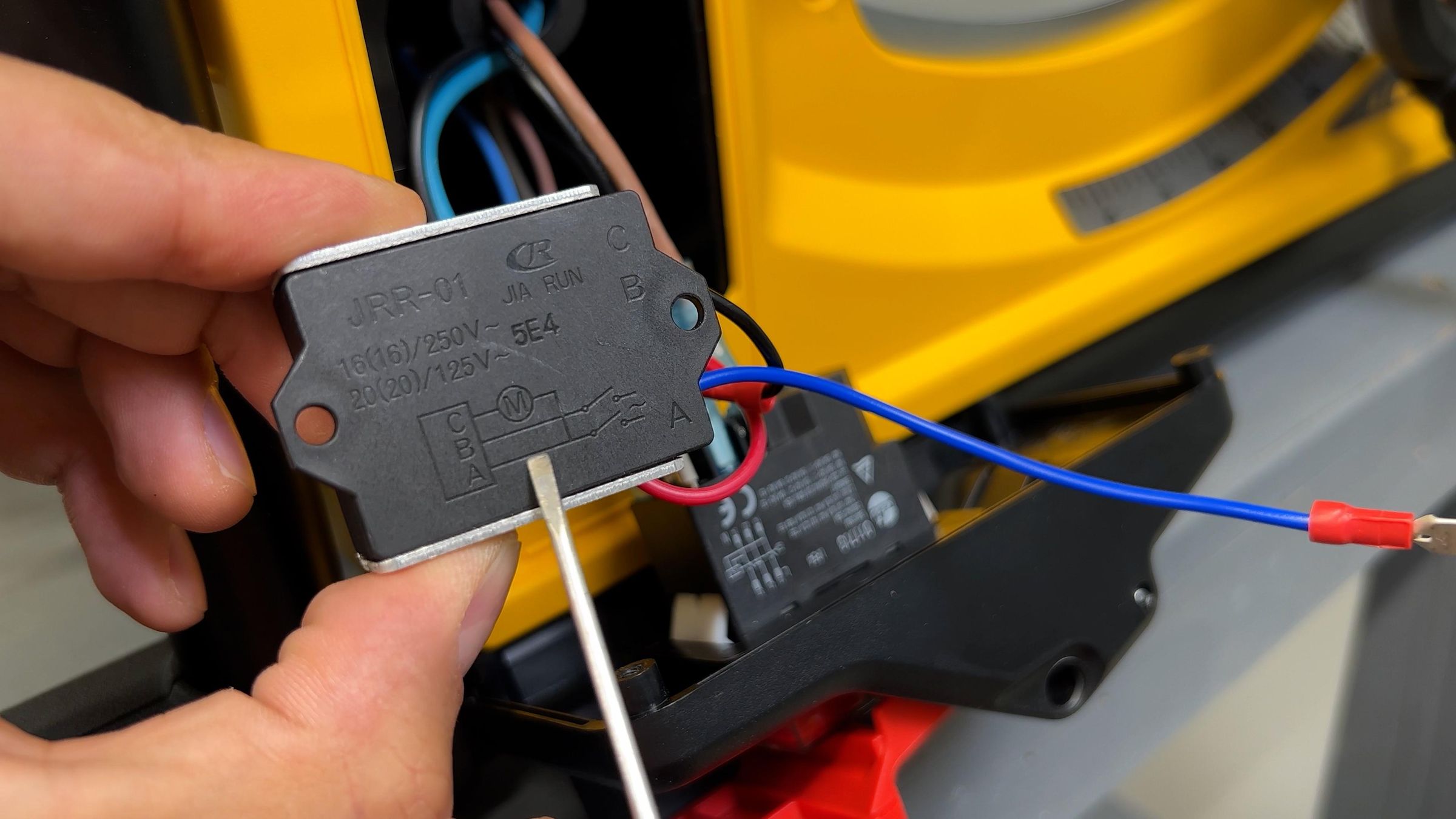 Adding a Soft Start Feature to Any Power Tool : 9 Steps (with Pictures ...