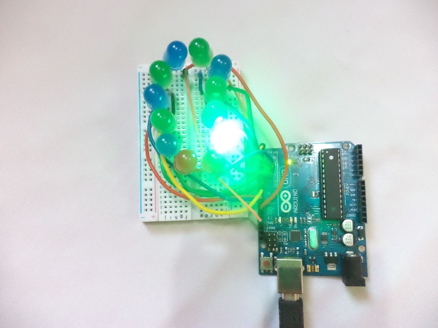 LED-Follower : 4 Steps - Instructables