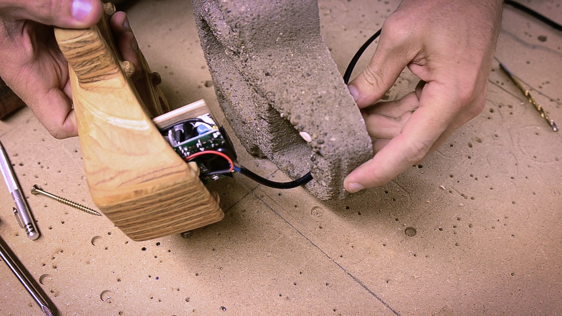 Concrete USB Charging Hub With Storage : 13 Steps (with Pictures ...