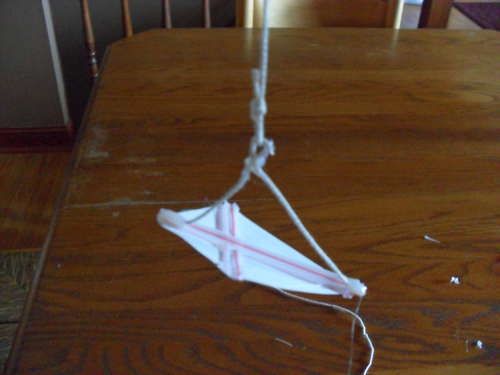 How to Make a Super Easy Paper and Straw Kite : 8 Steps - Instructables