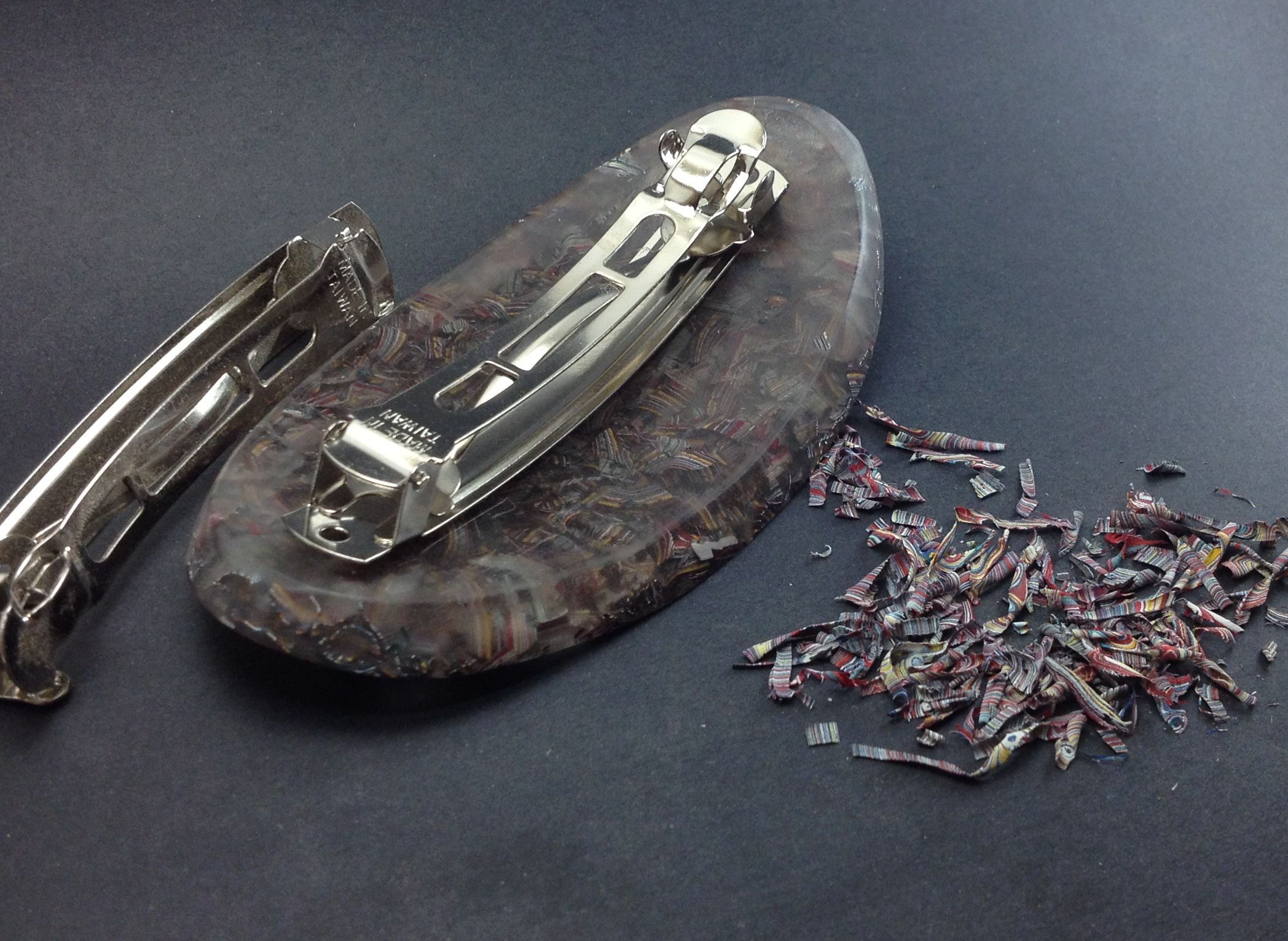 How to Make a Resin Hair Clip : 3 Steps (with Pictures) - Instructables