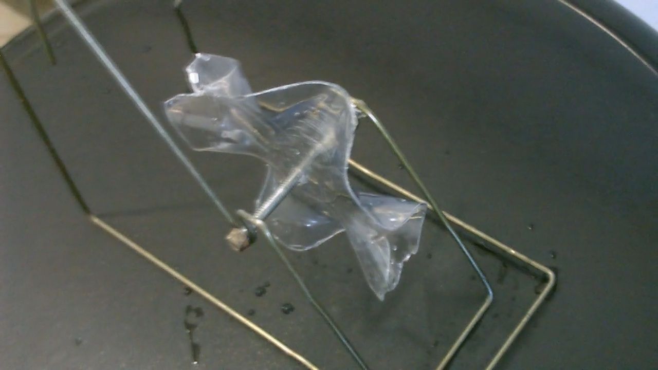 How to Make a Waterwheel - Simple Micro-Hydro (using a Bottle, Metal ...