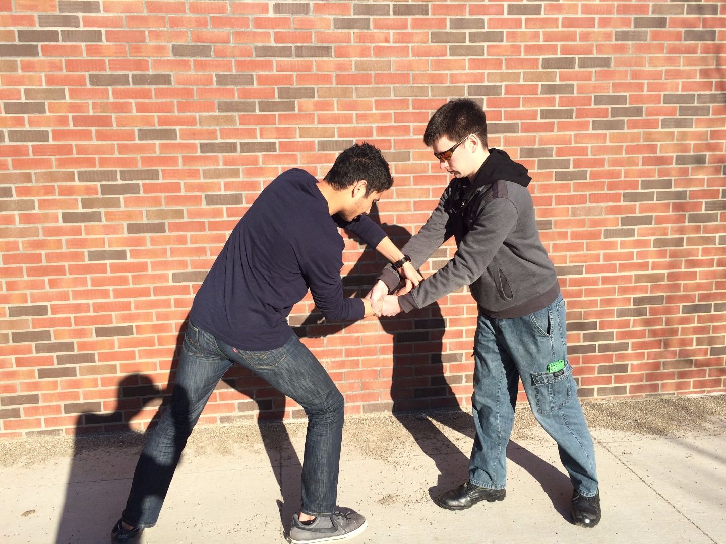 Escaping a Two Handed Arm Grab : 6 Steps - Instructables