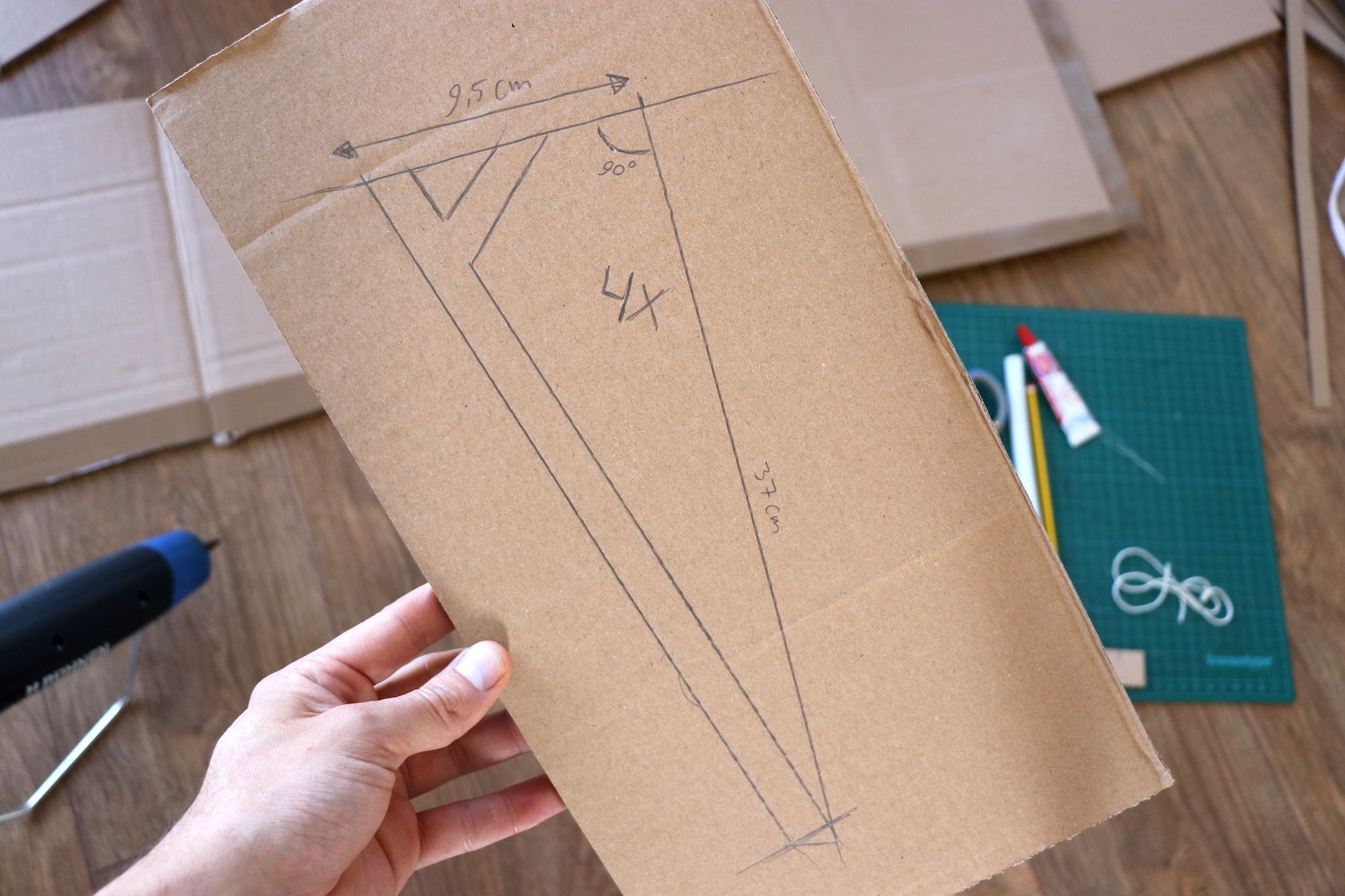 Levitating Side Table Made From Old Cardboard Boxes : 7 Steps (with ...