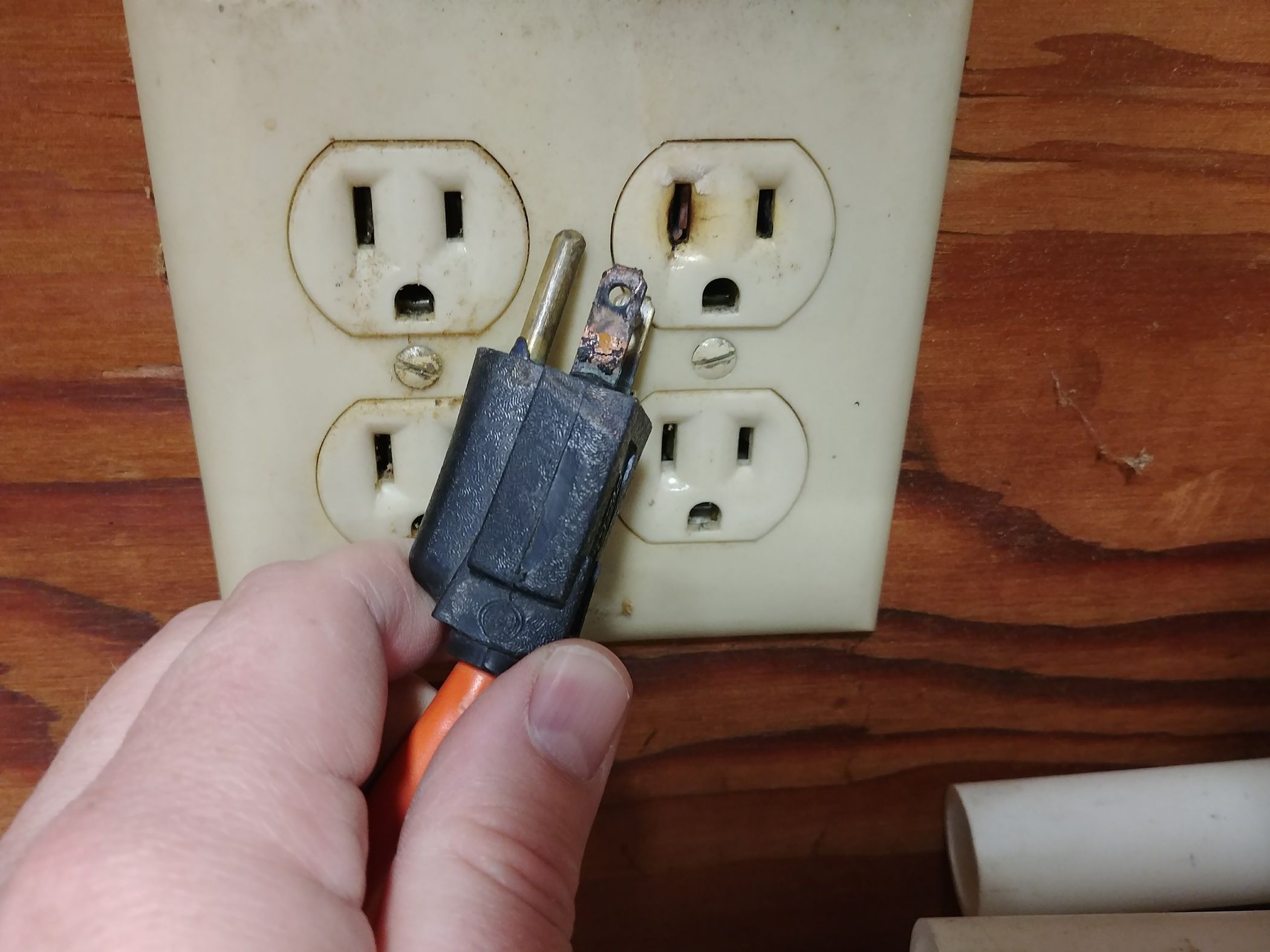 Replace Outlets and Extension Cord Plug : 11 Steps (with Pictures ...