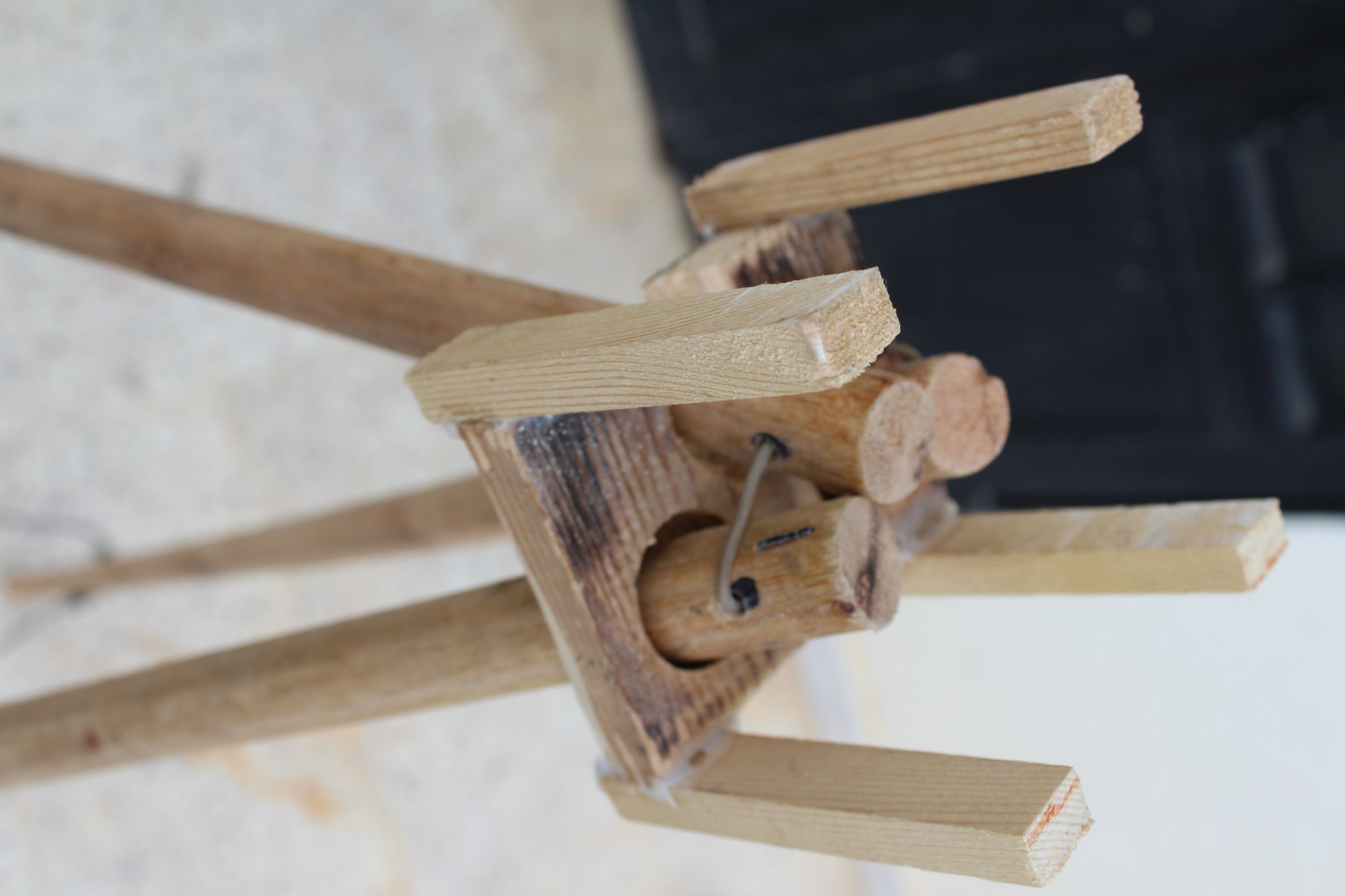 How to Make a Wooden Tripod : 9 Steps (with Pictures) - Instructables