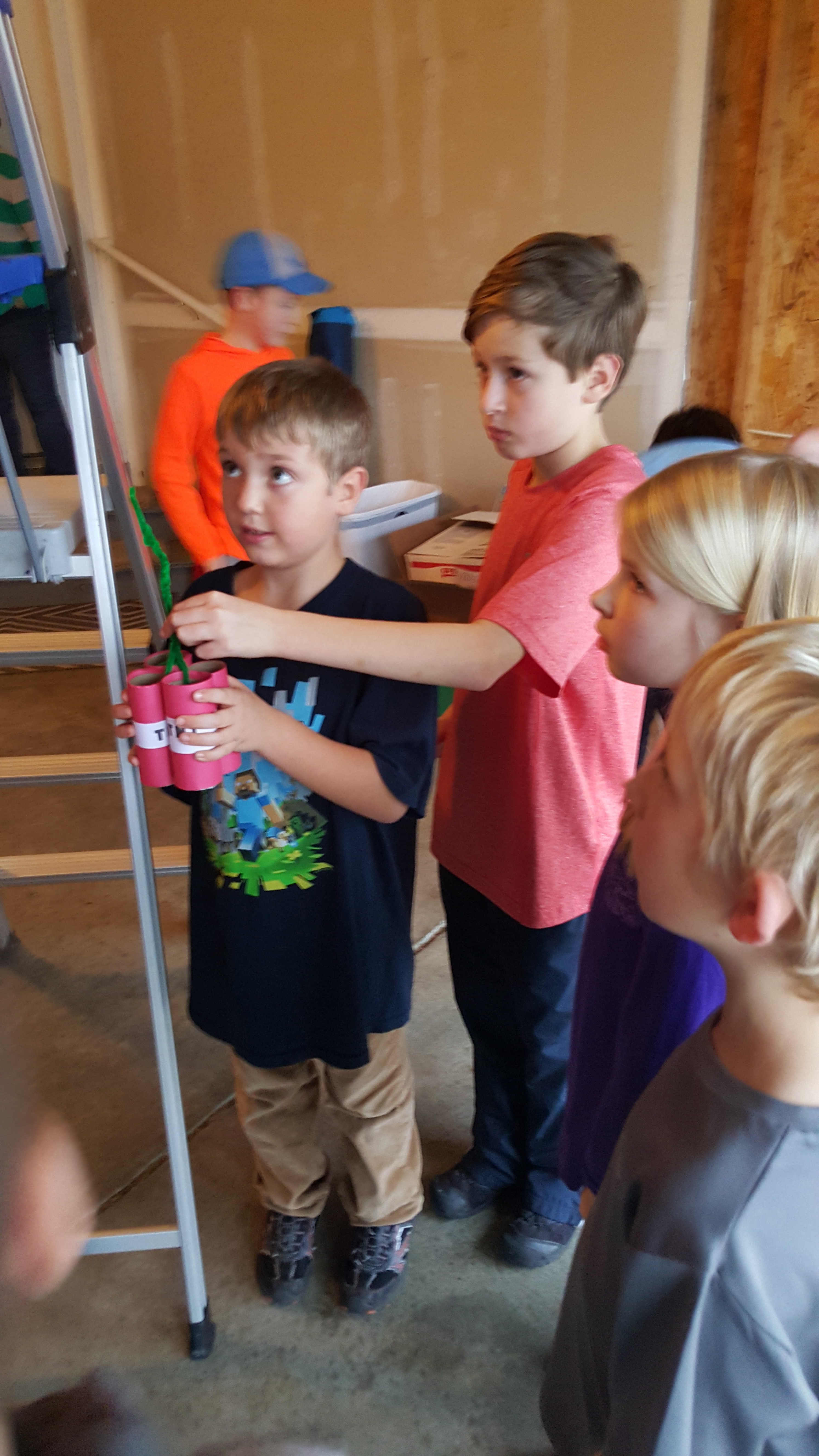 Minecraft TNT Exploding Pinata : 9 Steps - Instructables