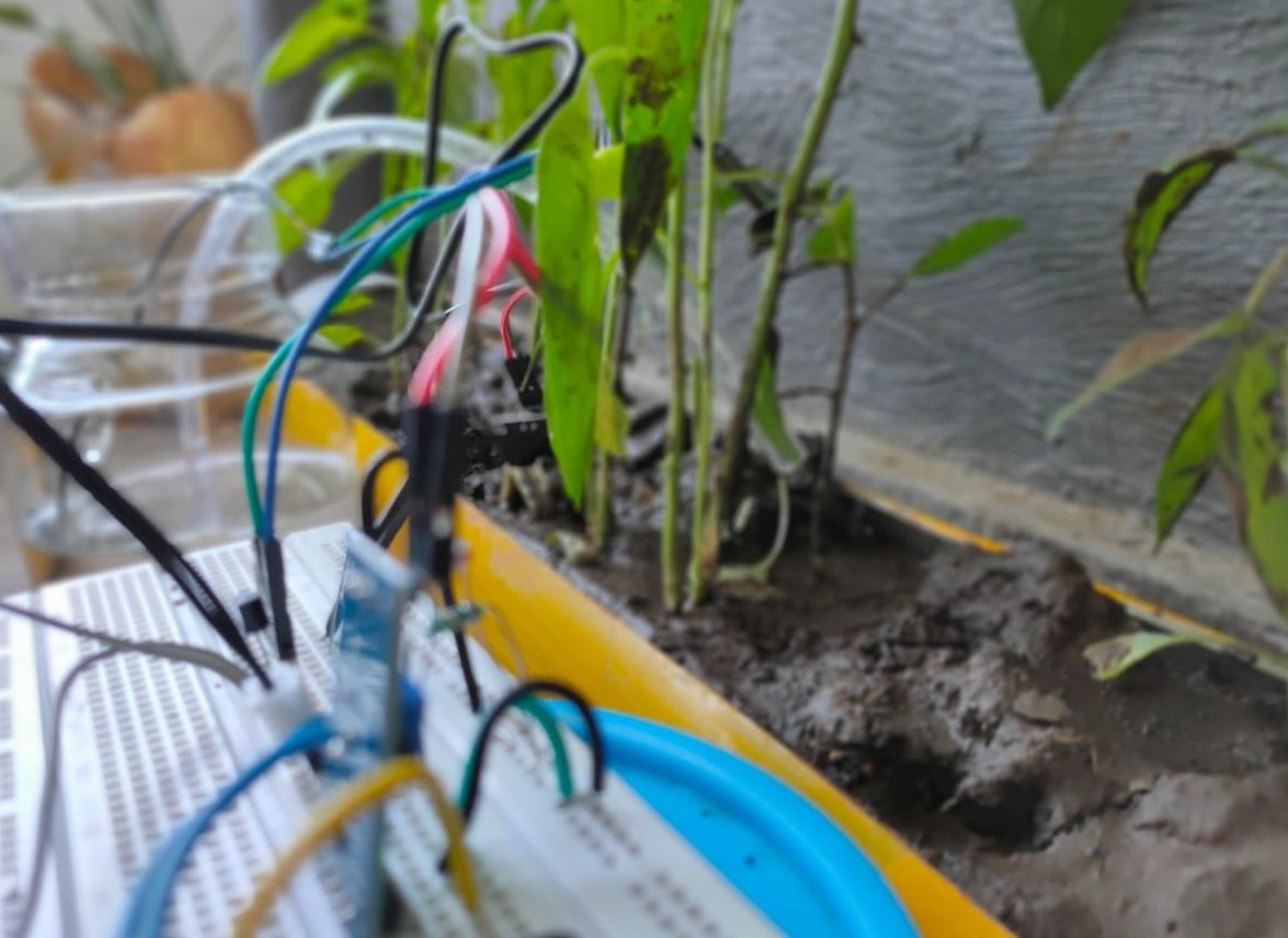 IoT Based Smart Gardening and Smart Agriculture Using ESP32 : 7 Steps ...