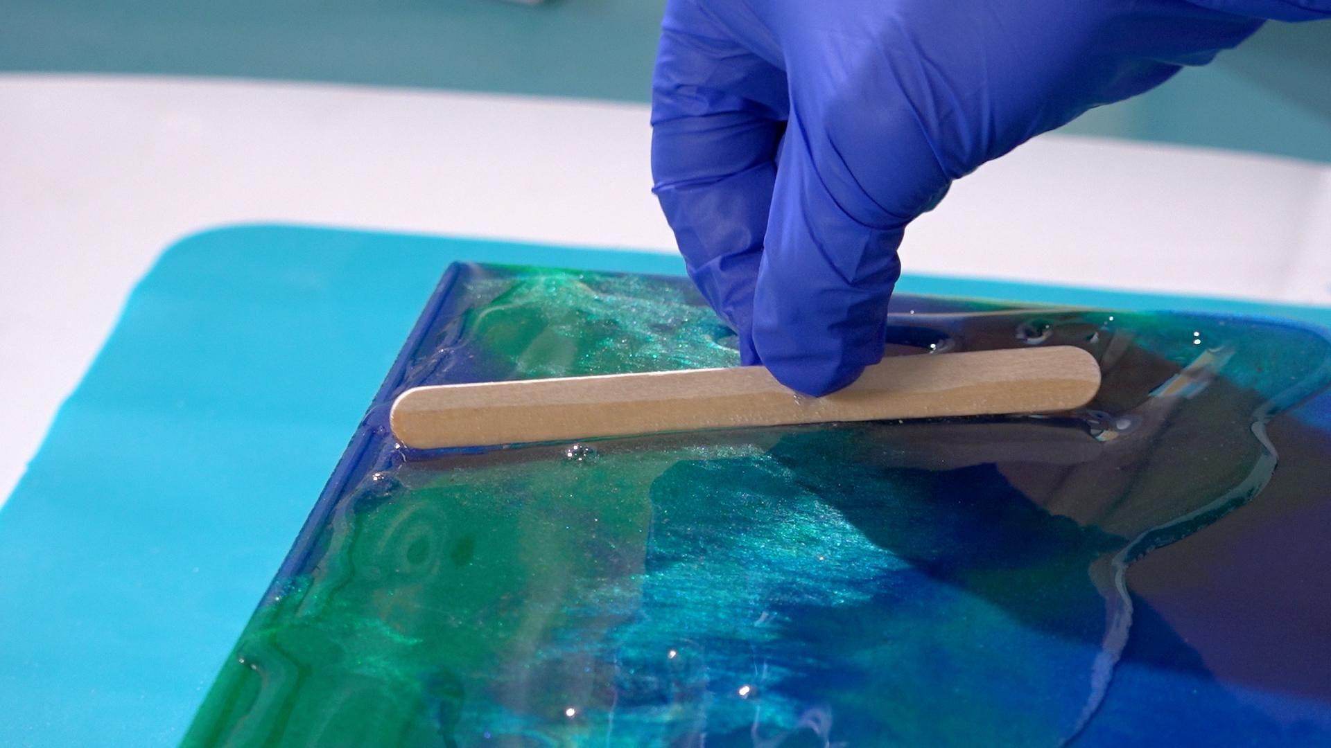 How to Create Two Pieces of Ocean Inspired Resin Art Work! : 8 Steps ...