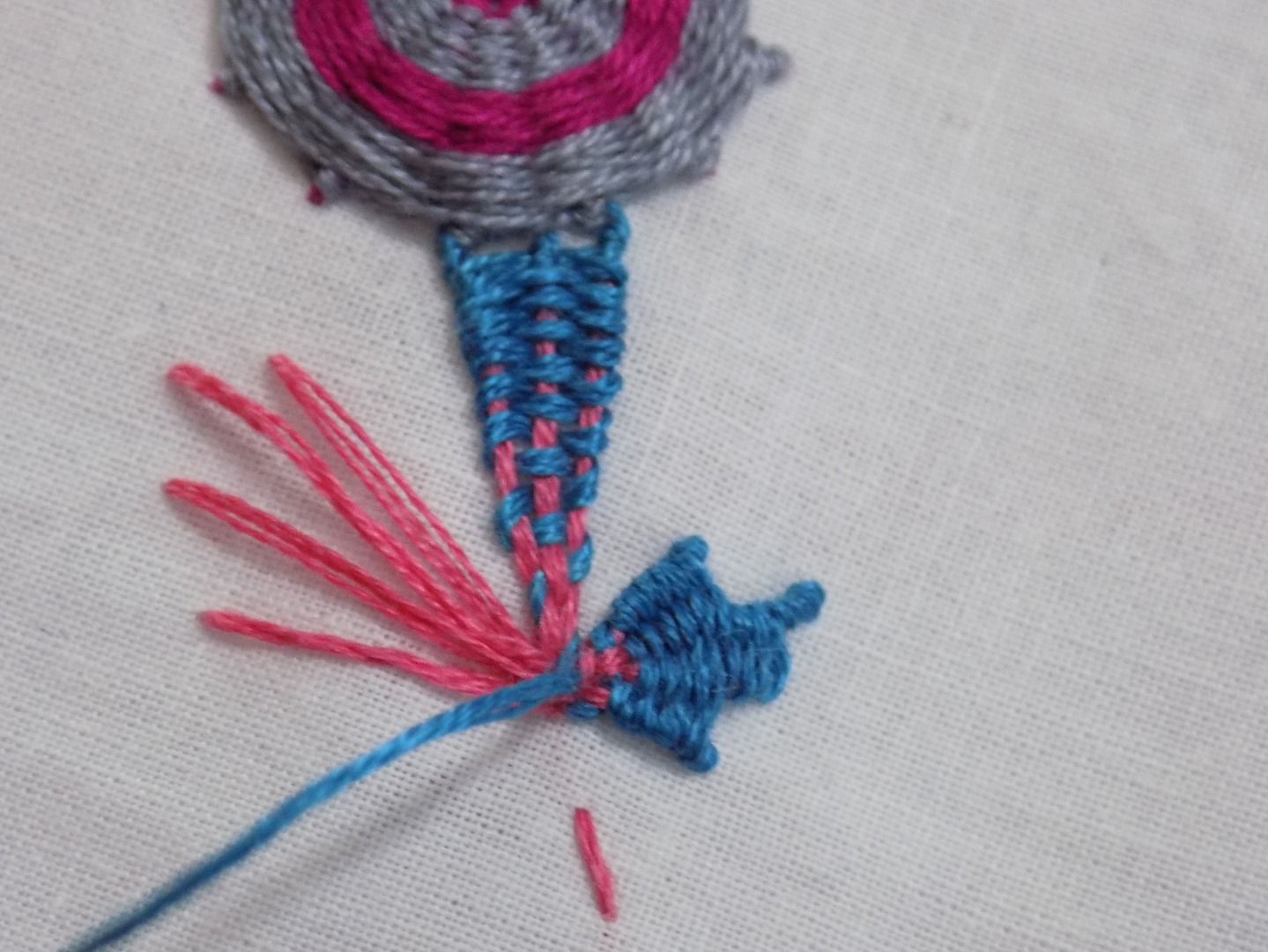 Embroidery 101: Freestyle Weaving : 10 Steps (with Pictures ...