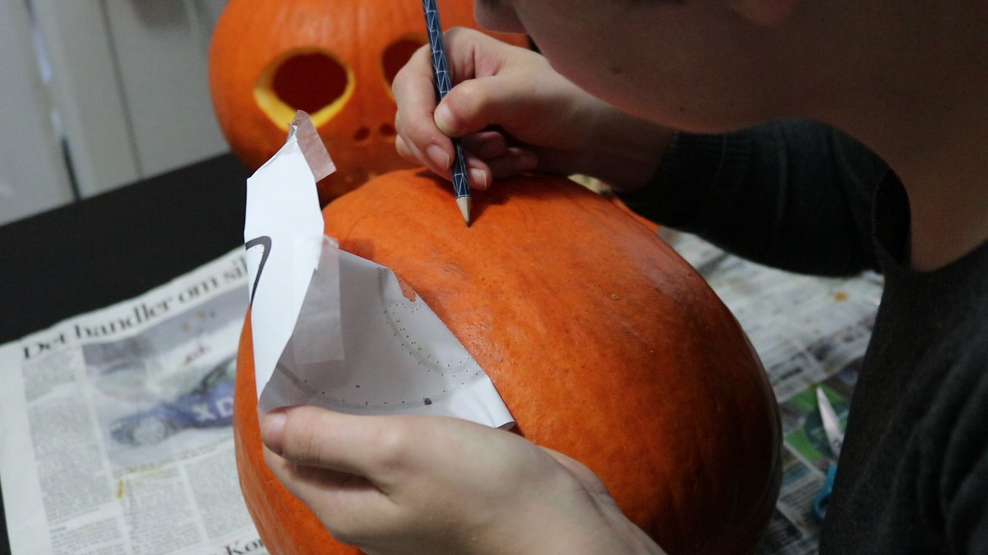 Pumpkin Carving Tips & Tricks : 5 Steps (with Pictures) - Instructables