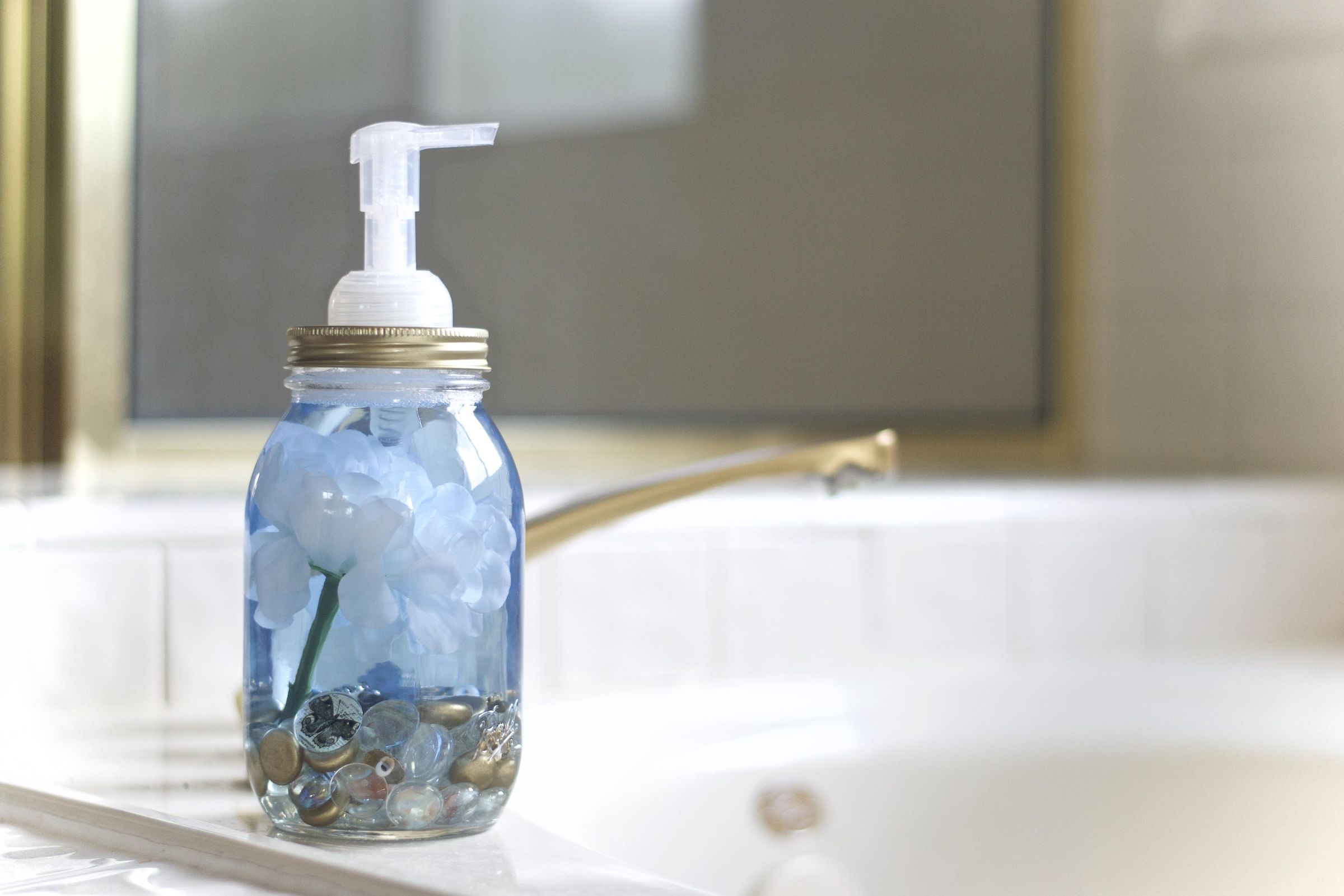 Easy Soap Dispenser Craft : 7 Steps (with Pictures) - Instructables