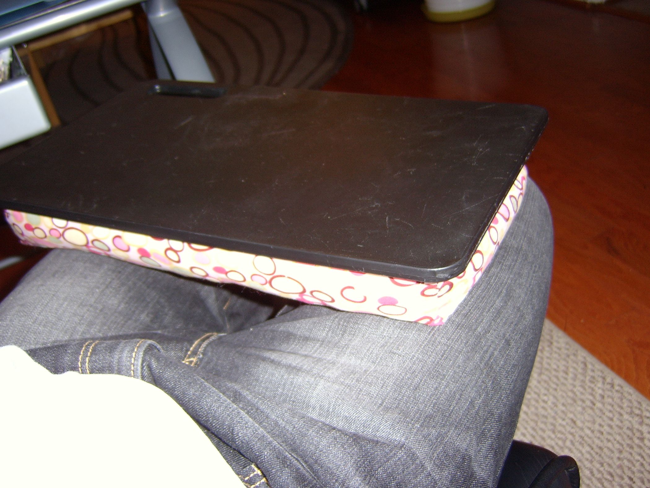 DIY Basic Lapdesk : 6 Steps (with Pictures) - Instructables