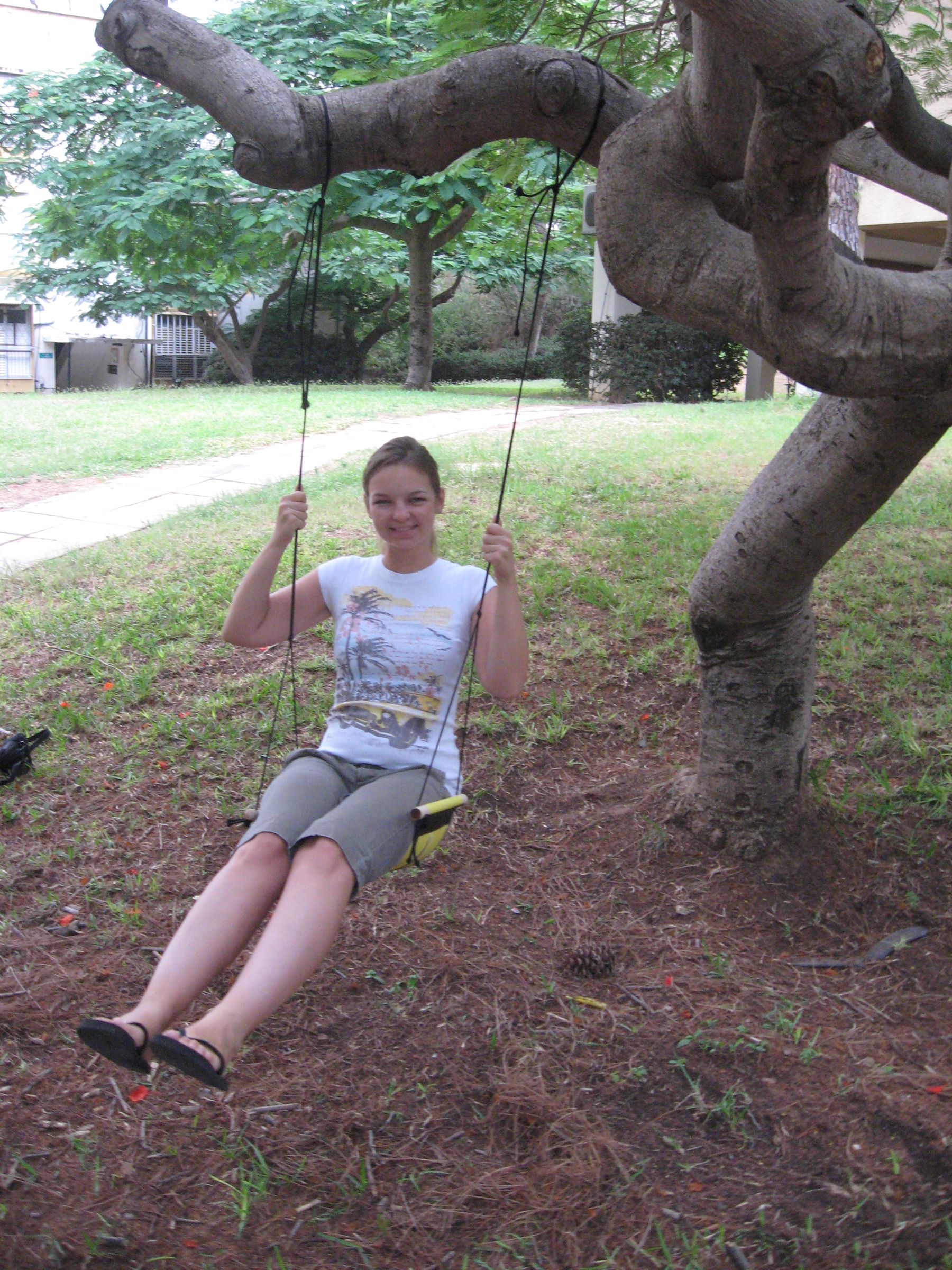 Duct Tape Swing : 5 Steps - Instructables