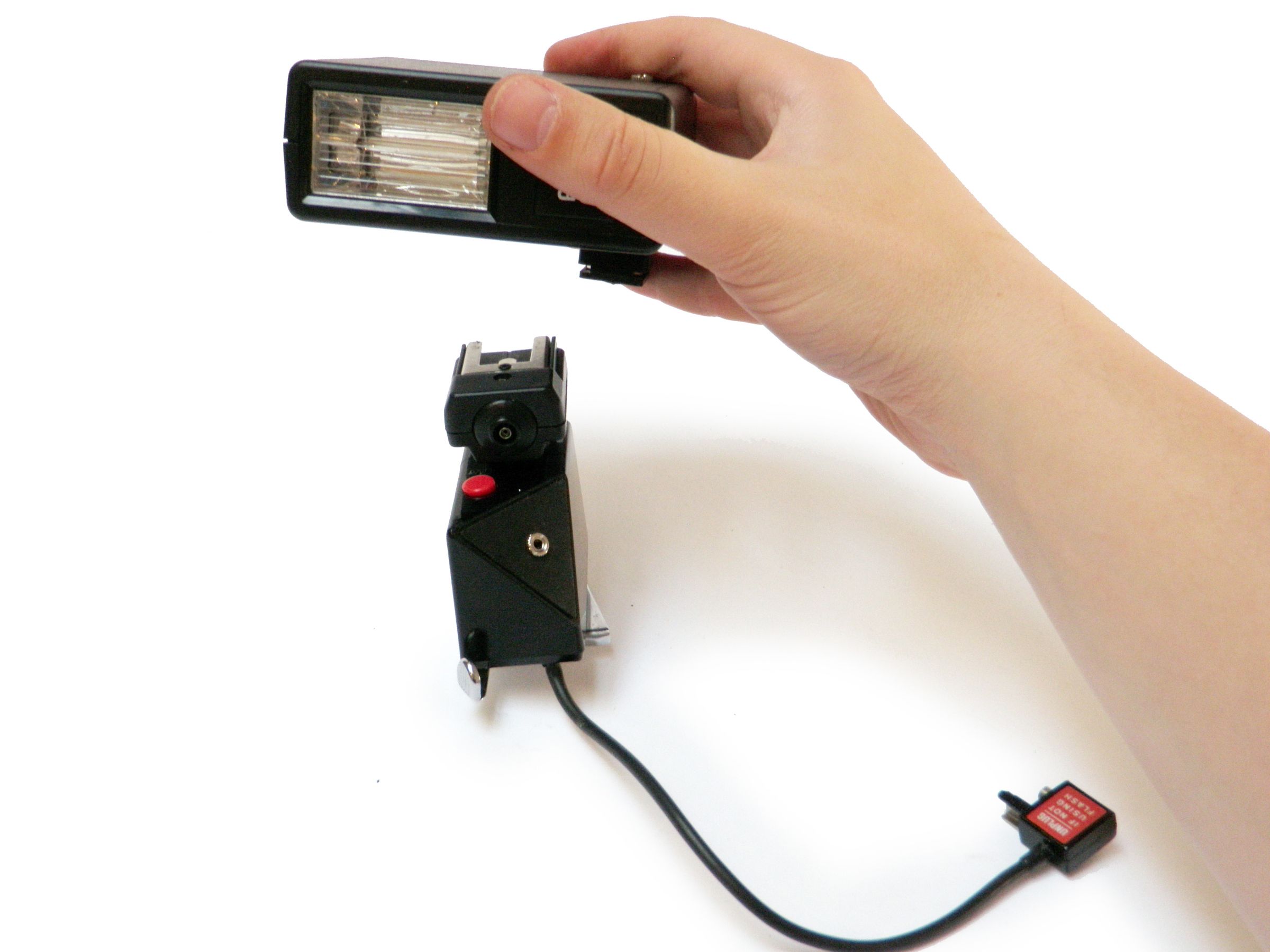Land Camera Electronic Flash Mount : 11 Steps (with Pictures ...