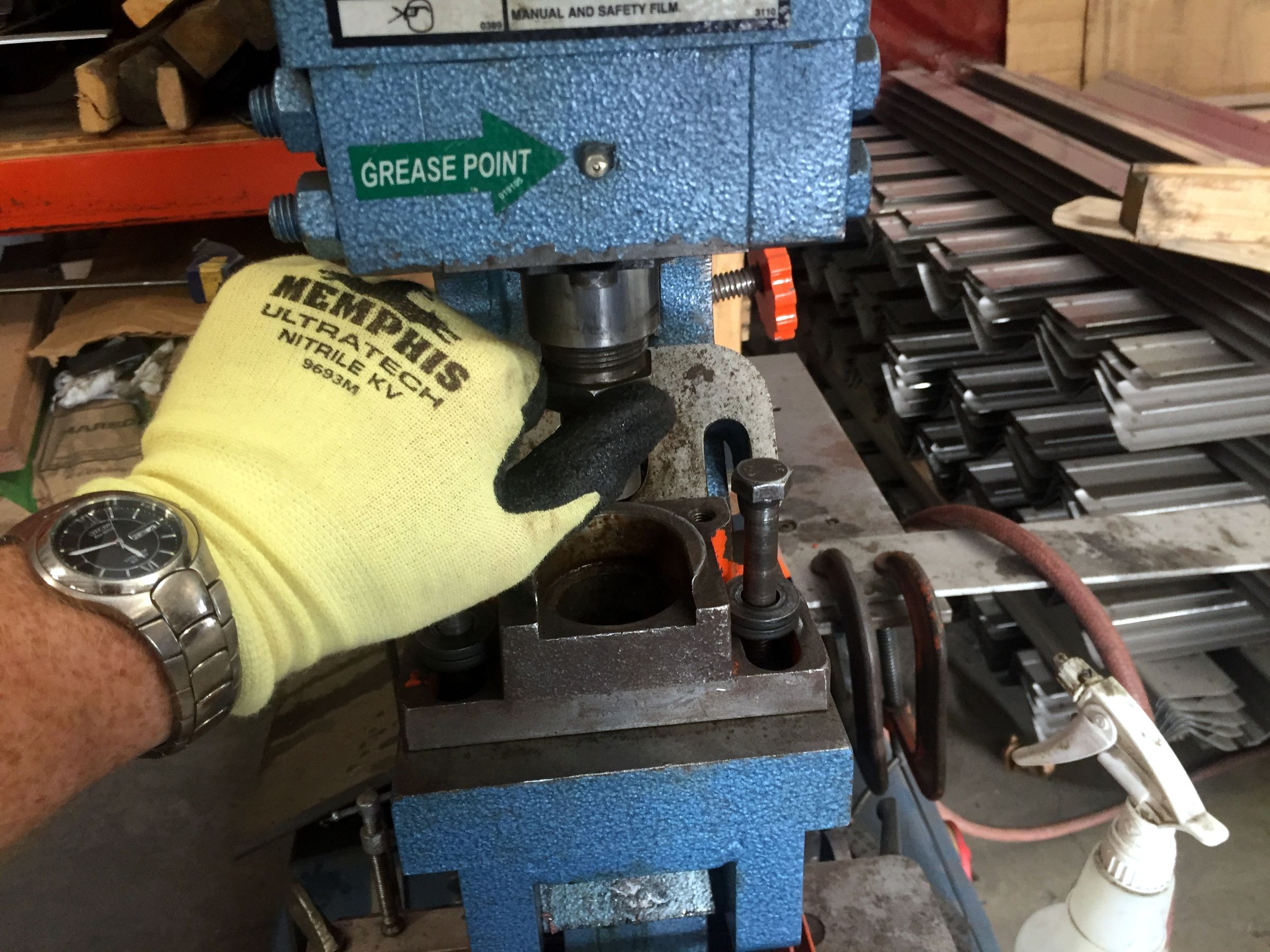 Jeep TJ Rocker Panels in 1 Hour : 6 Steps (with Pictures) - Instructables