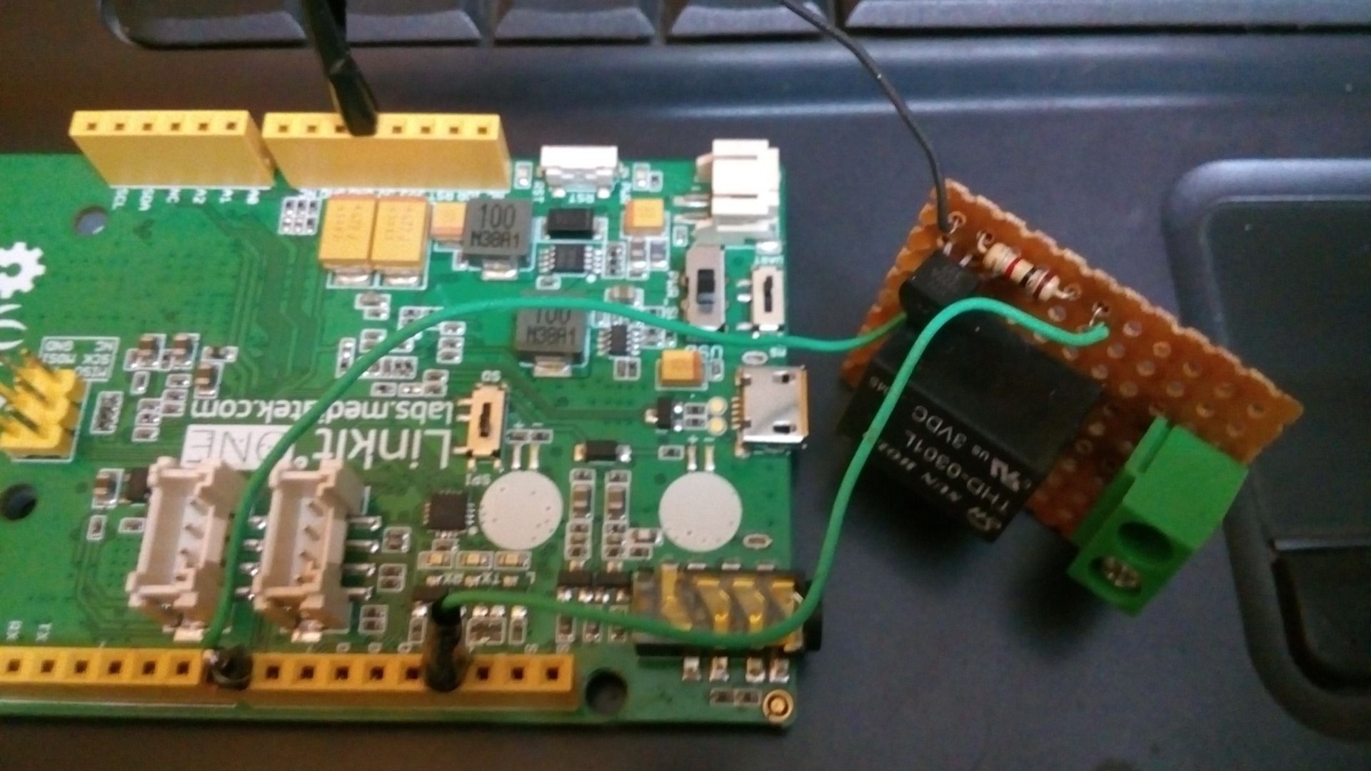 Linkit One Object Avoiding Robot : 5 Steps - Instructables