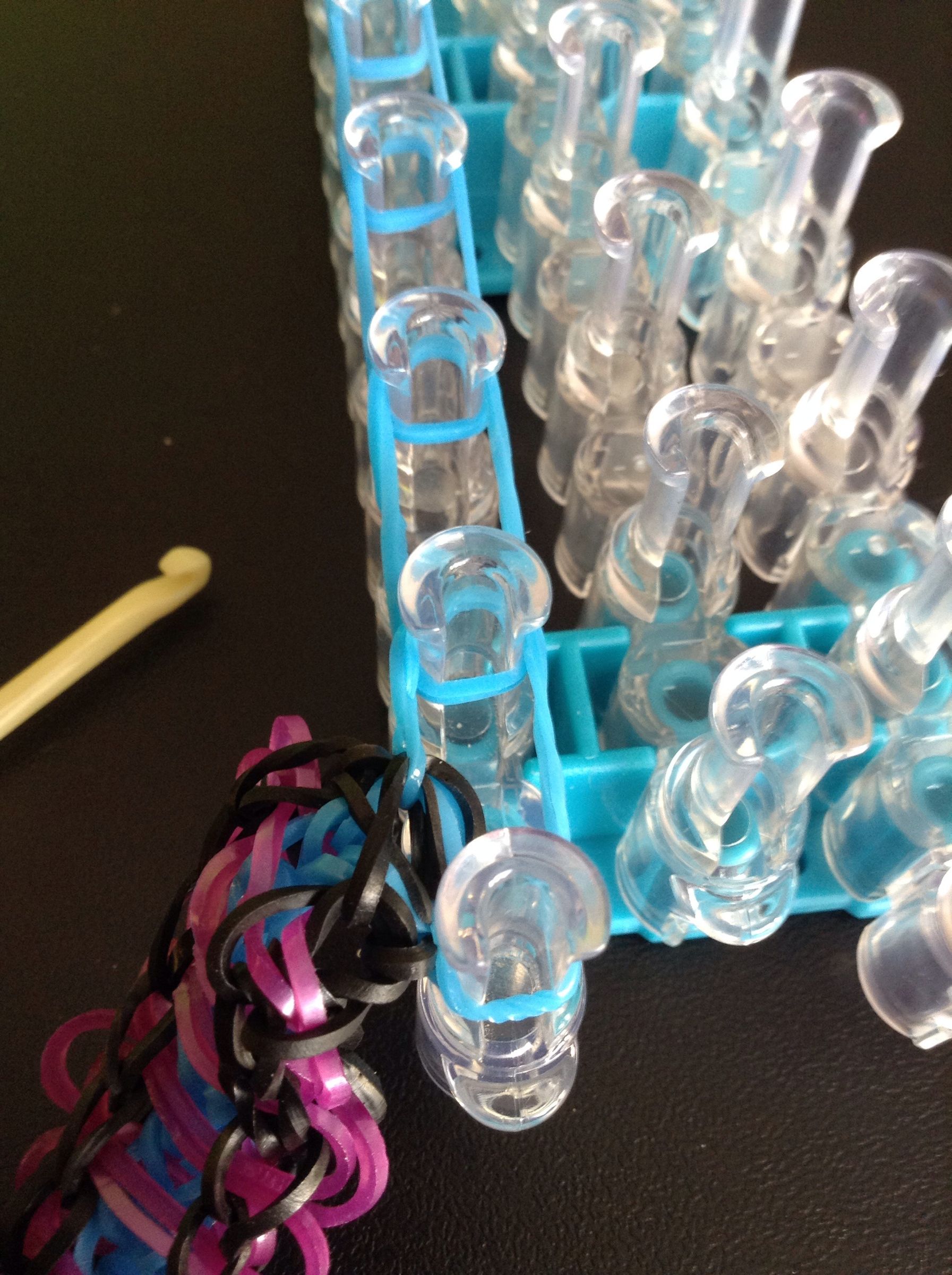 Rainbow Loom Ladder Braclet : 9 Steps (with Pictures) - Instructables