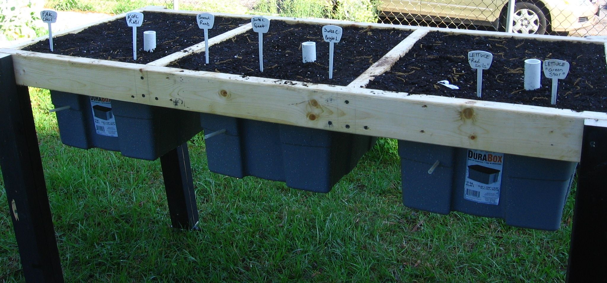 Self-Watering Veggie Table : 15 Steps (with Pictures) - Instructables