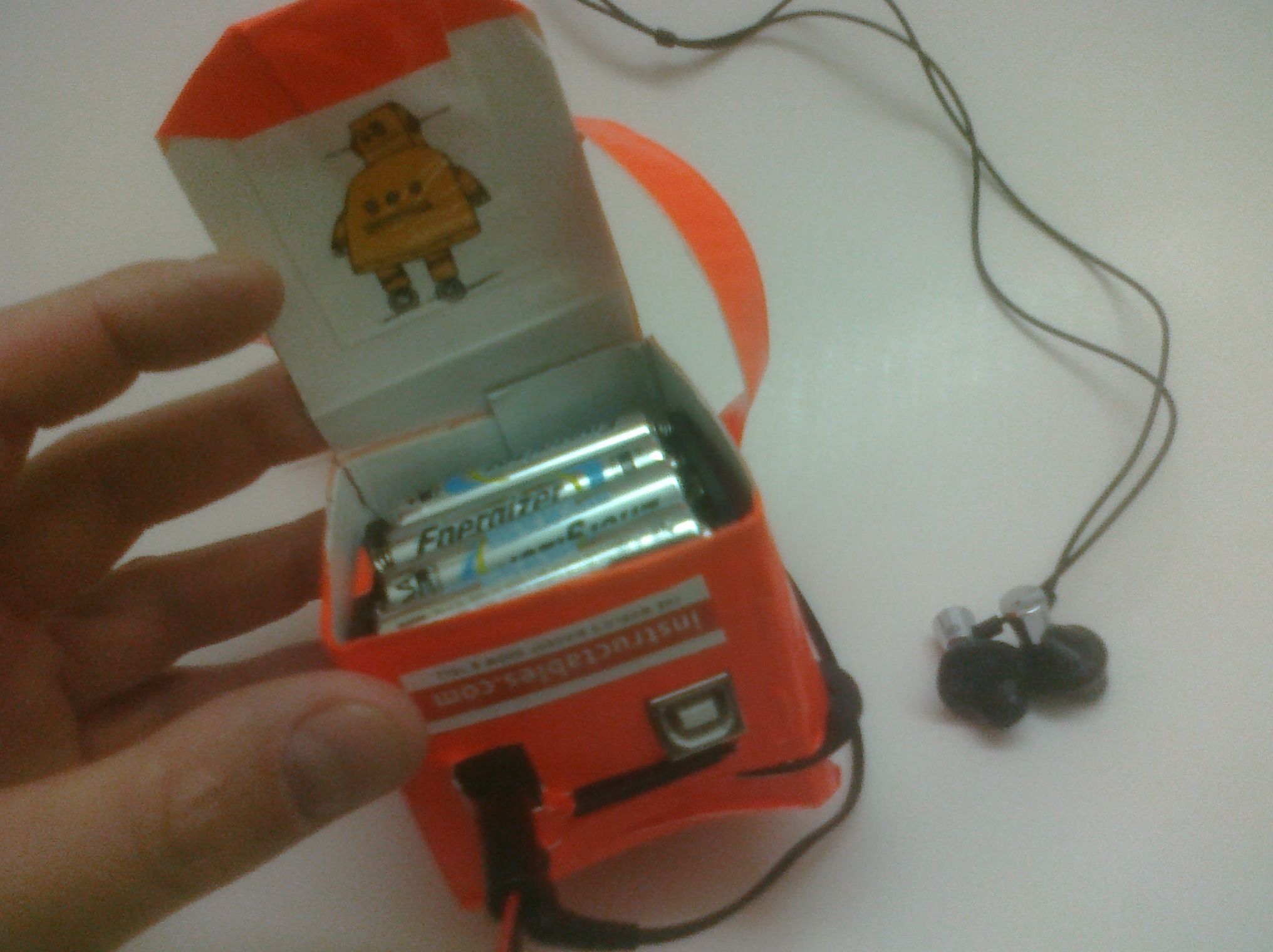 Orange MePod : 6 Steps - Instructables