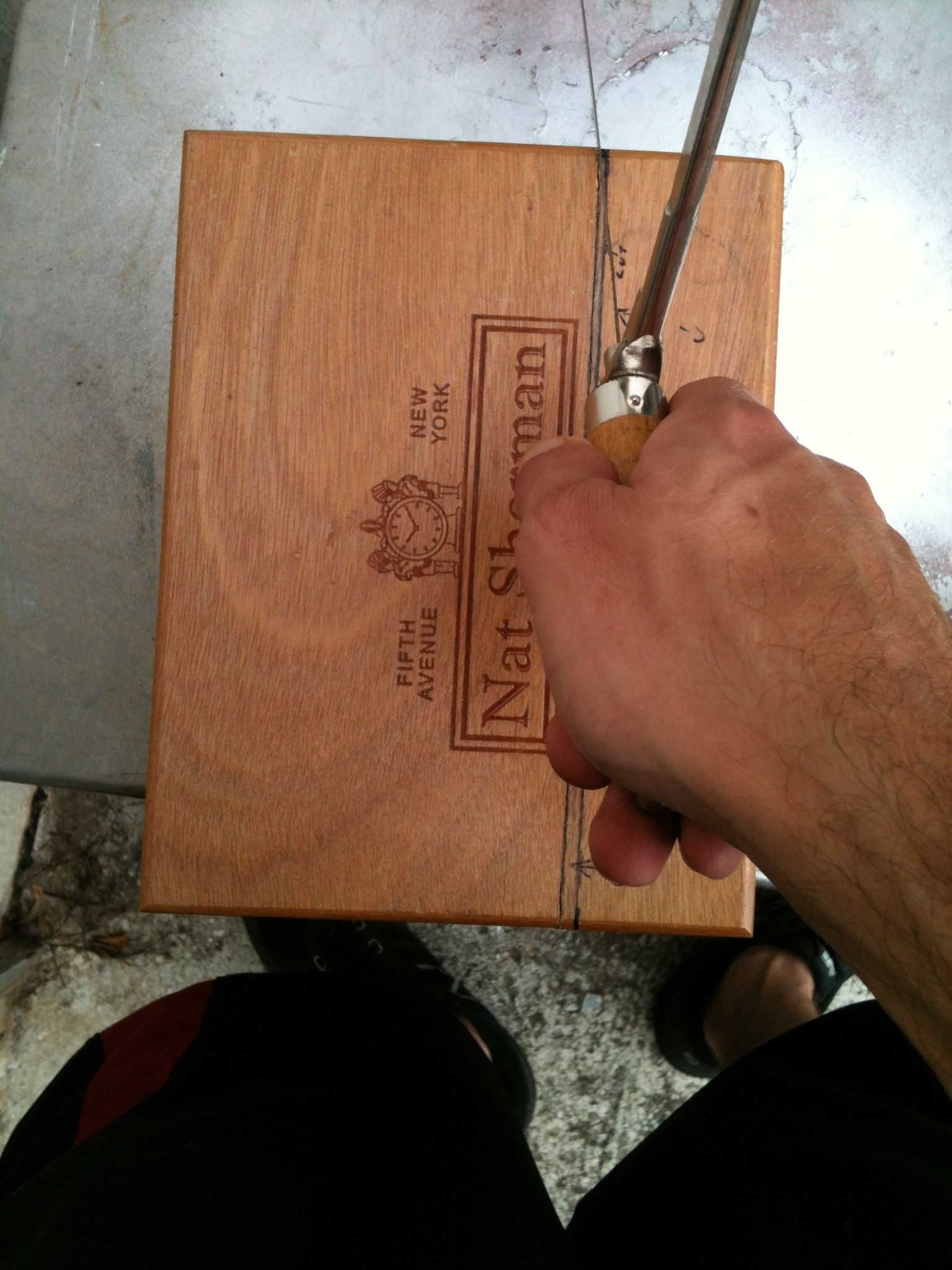 Cigar Box Mandolin Stand : 13 Steps - Instructables