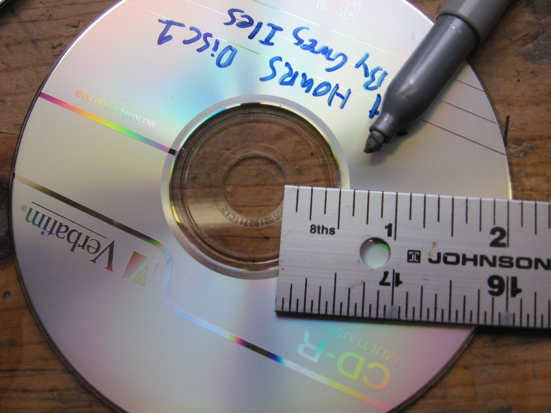 CD Closet Dividers : 4 Steps - Instructables