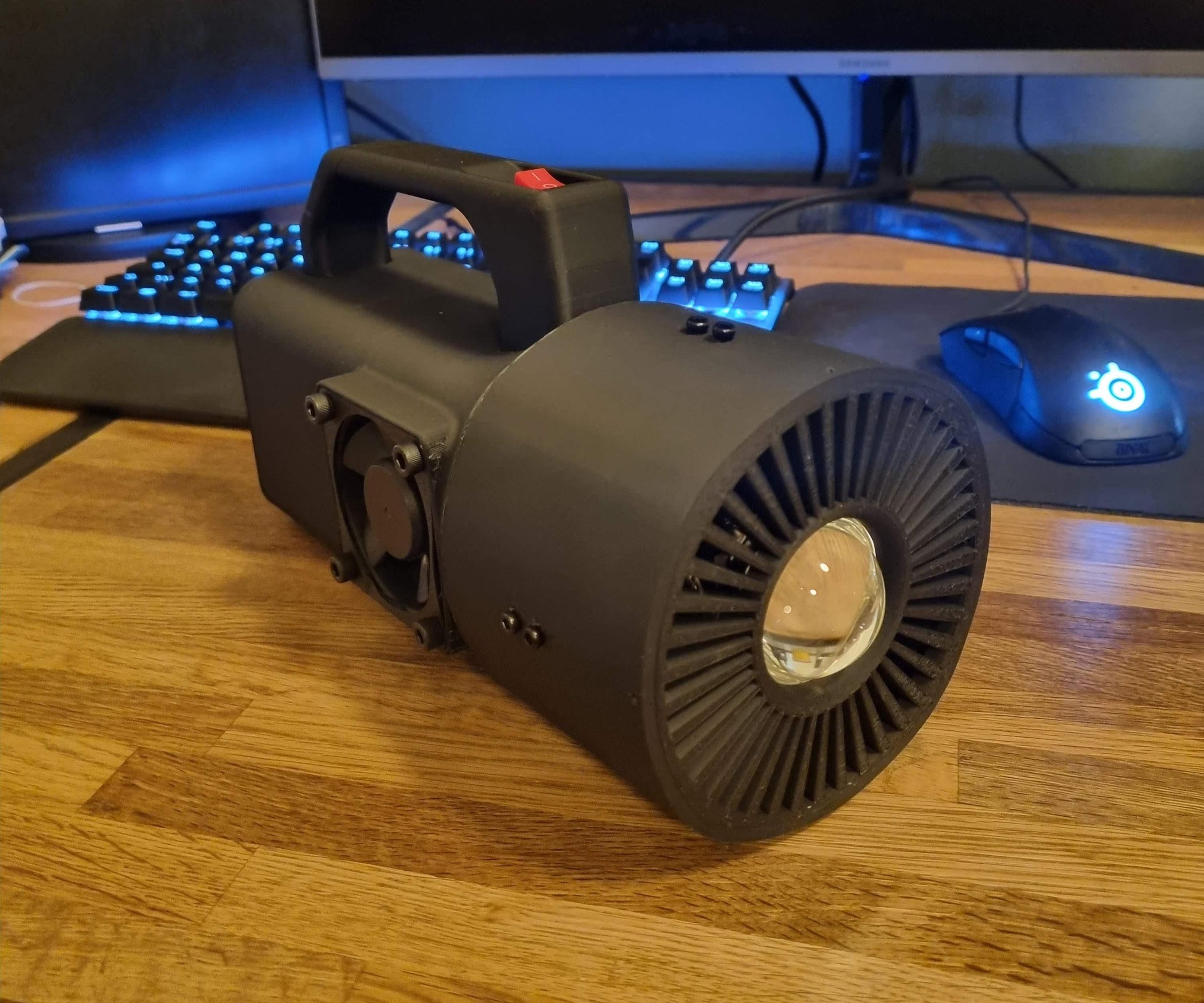 100w DIY 3d Printed Flashlight : 4 Steps - Instructables