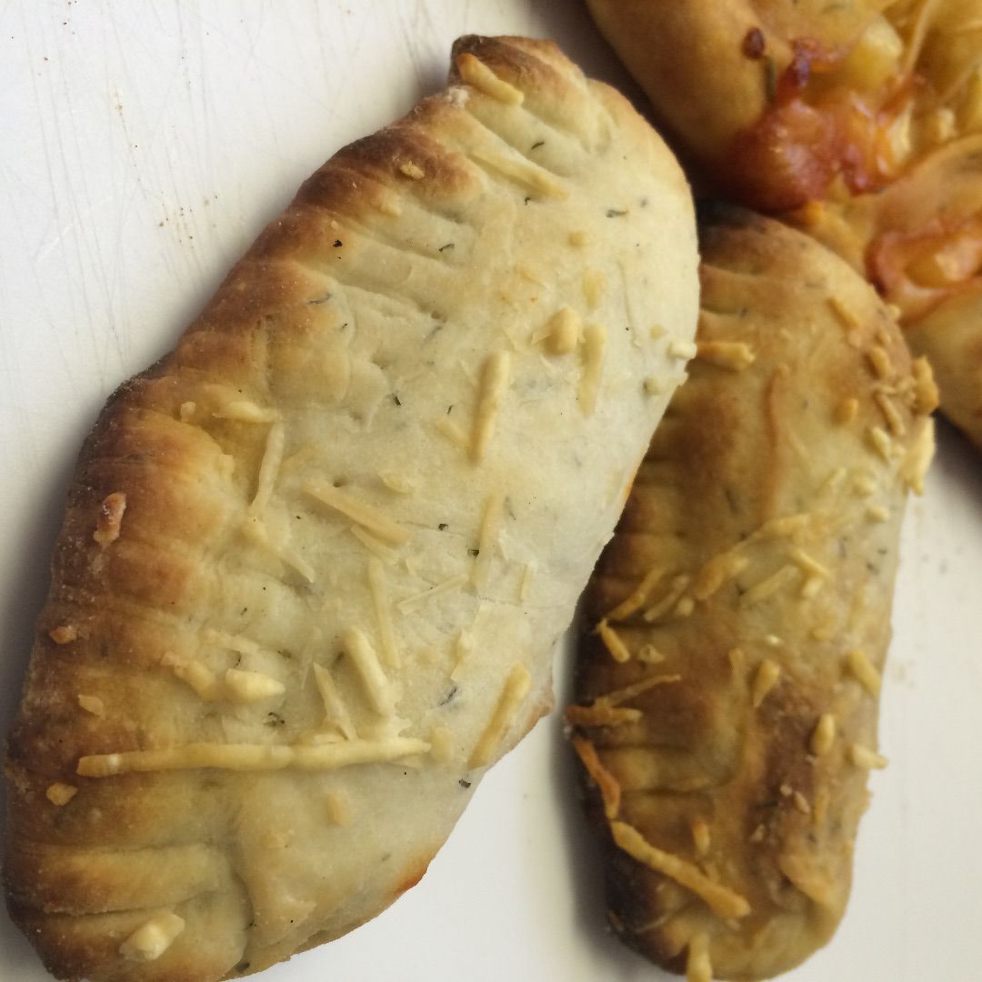 Braided Pizza Calzone : 6 Steps (with Pictures) - Instructables