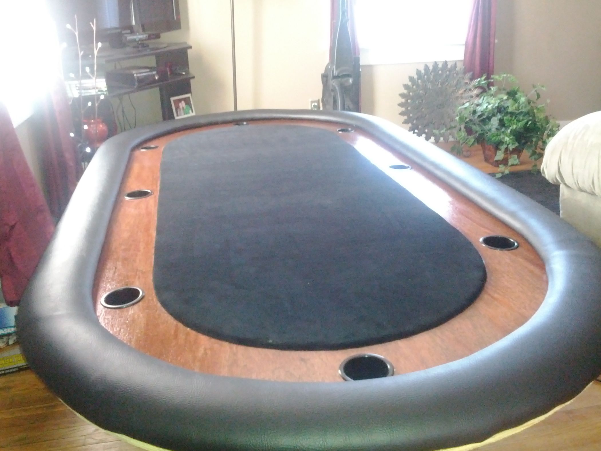 Poker Table : 8 Steps - Instructables
