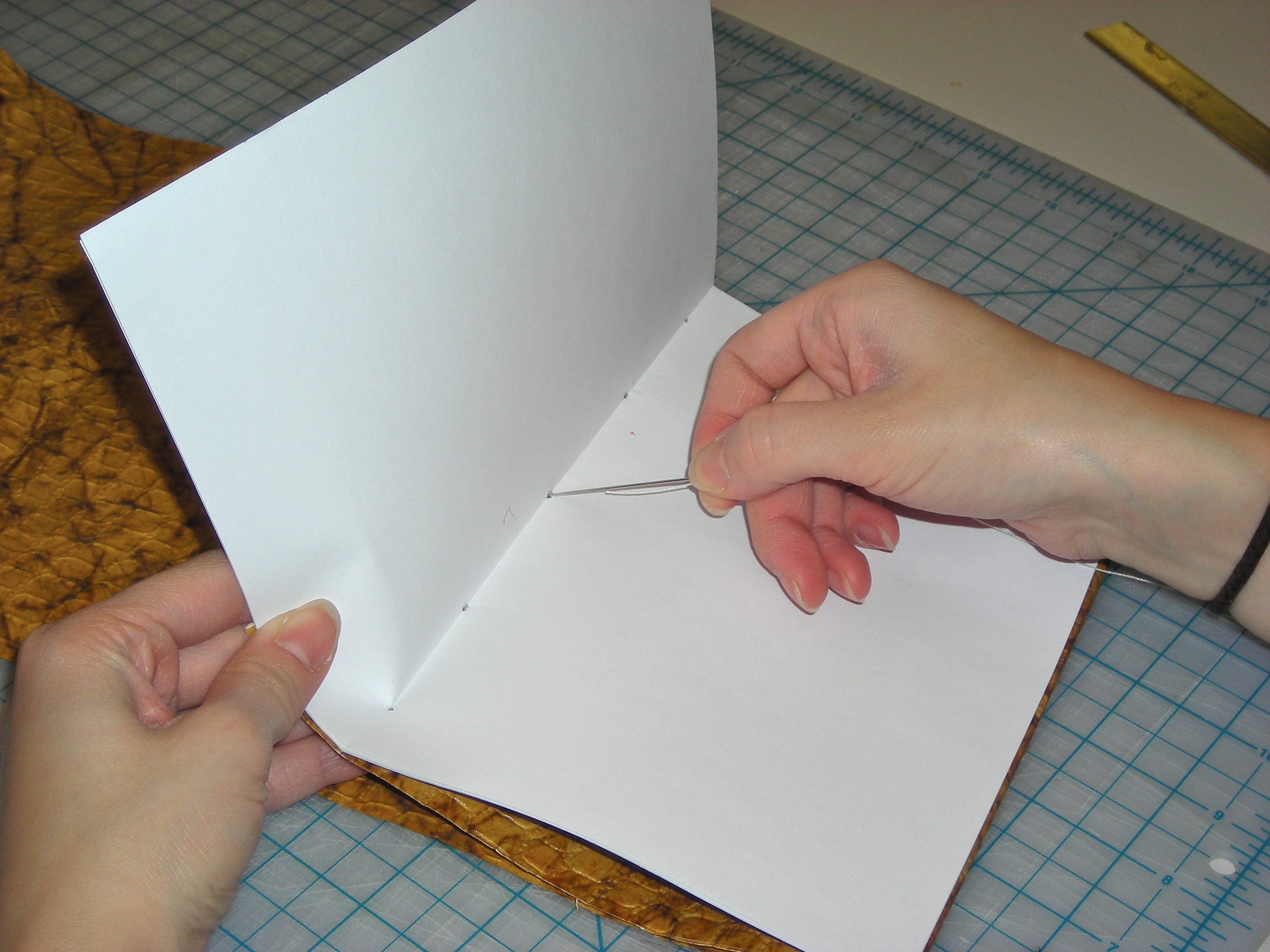 How to Sew a Softcover Pamphlet : 7 Steps (with Pictures) - Instructables
