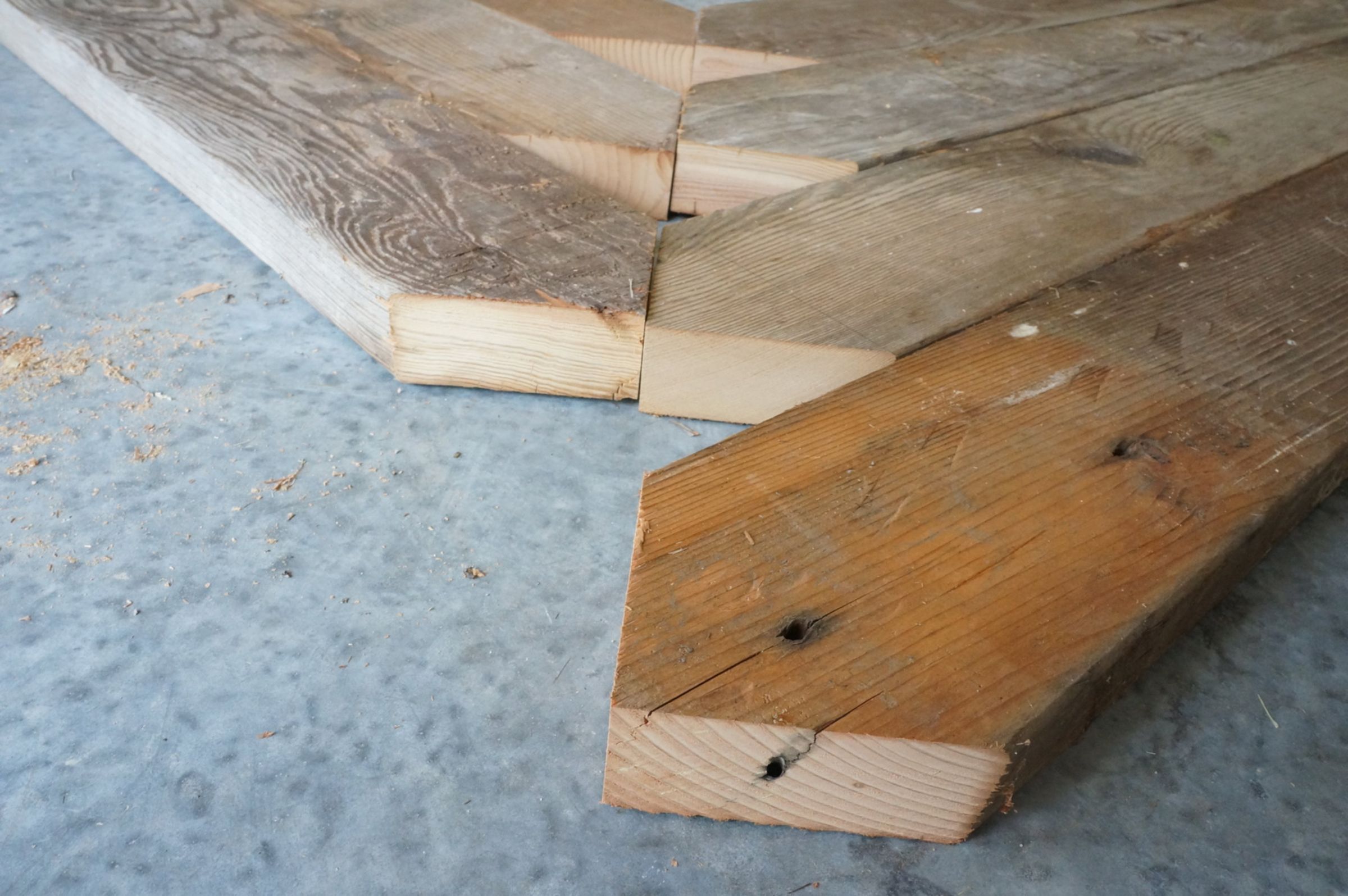 Reclaimed Corner Desk : 23 Steps (with Pictures) - Instructables