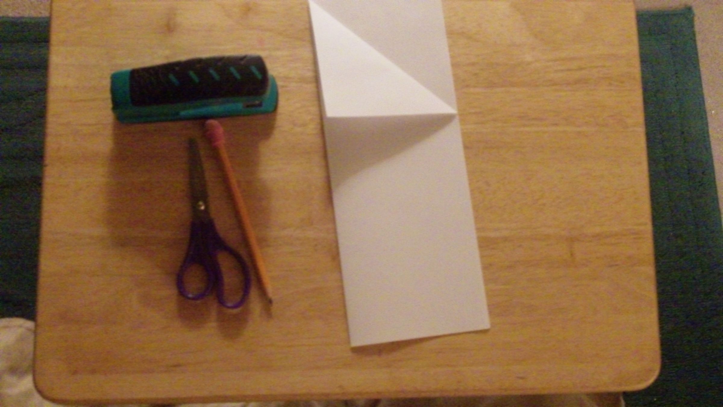 How to Make the Arrow Paper Airplane : 8 Steps - Instructables