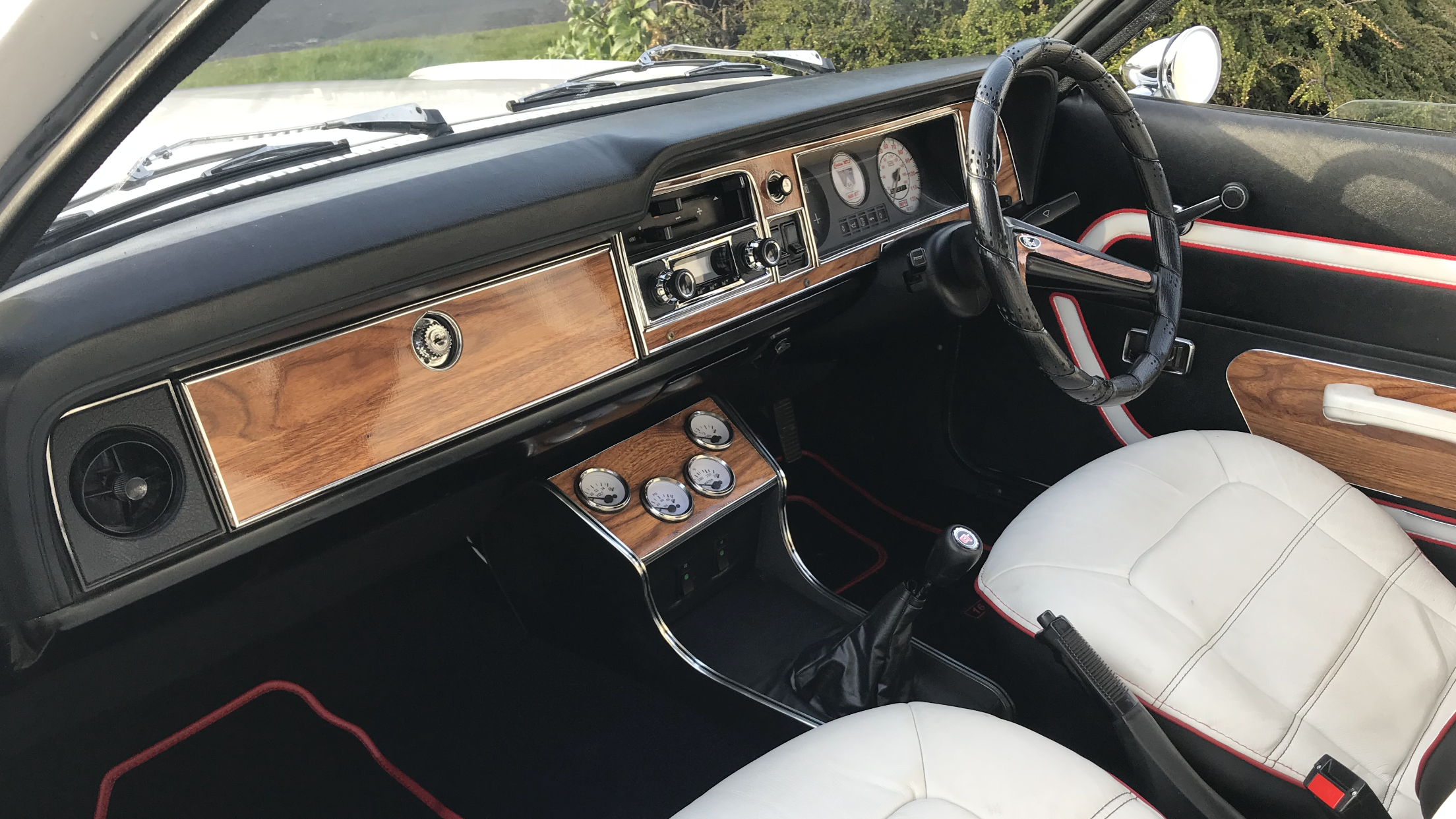 Classic Car Restomod - Part 5: Dashboard and Center Console: : 6 Steps ...
