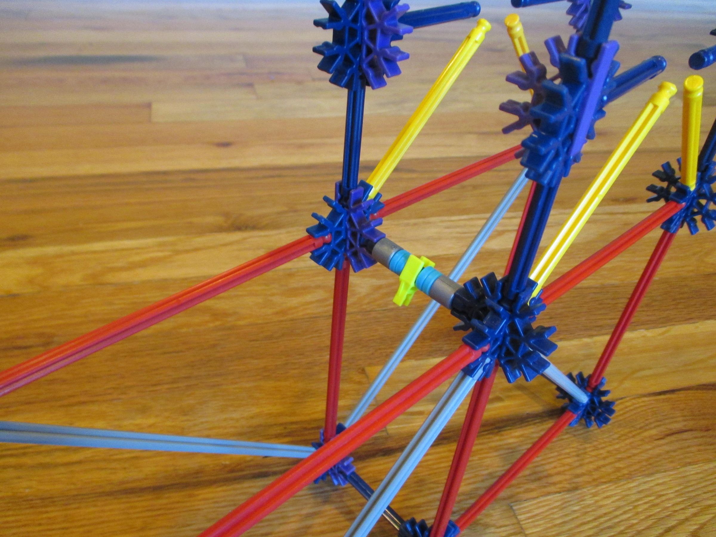 Rollercoaster Push Lift: a K'nex Ball Machine Lift : 8 Steps ...