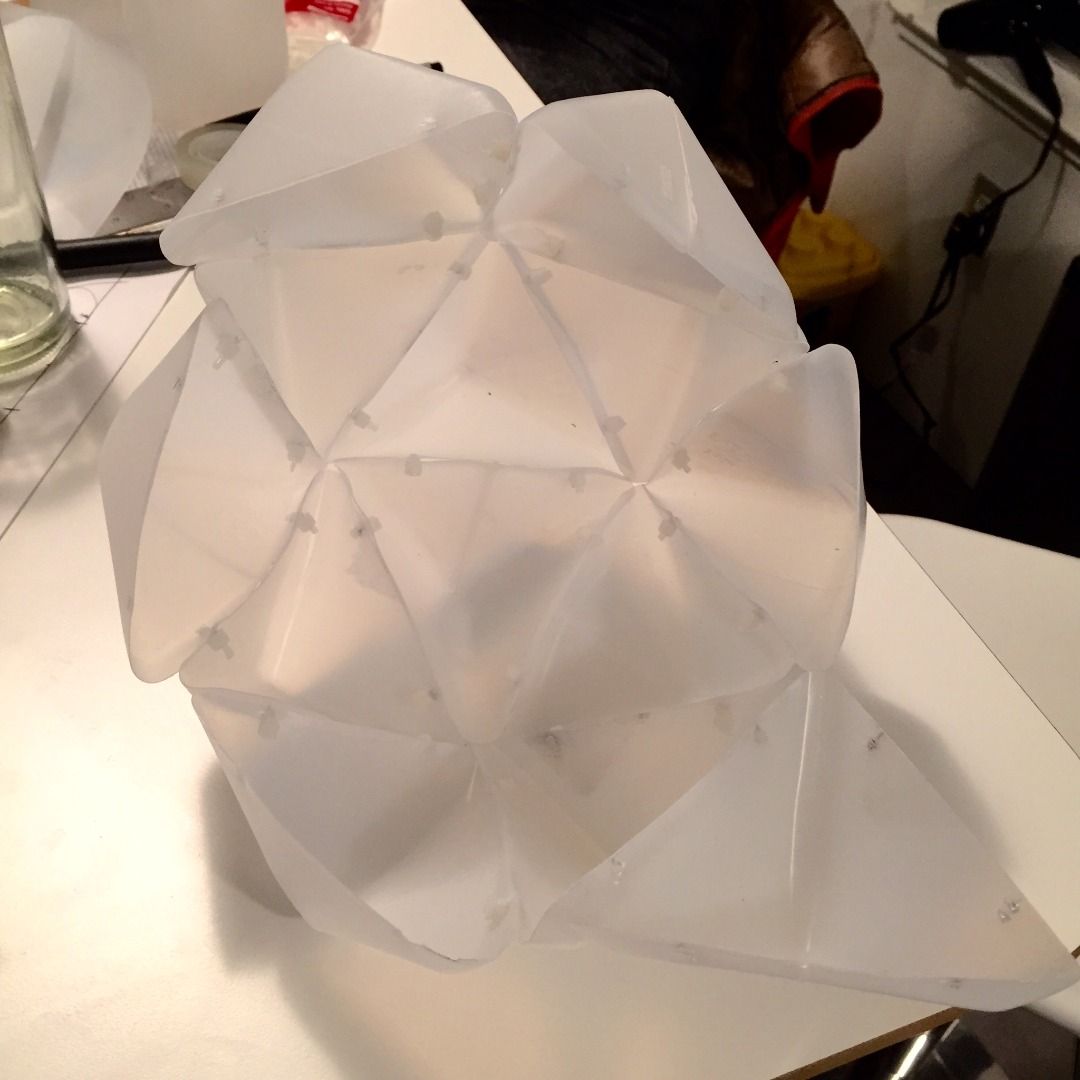 HDPE Upcycling Stellar Icosahedron Lamp : 11 Steps (with Pictures ...